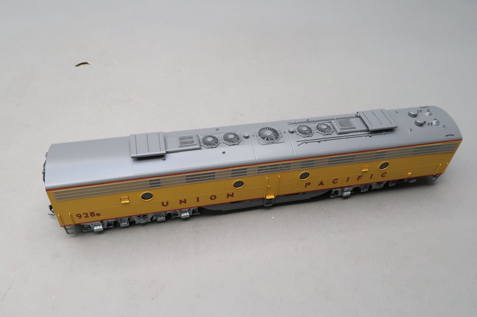 HO Brass Model - CIL 2119.2B UP Union Pacific EMD E8 E8B #928B - F/P ...