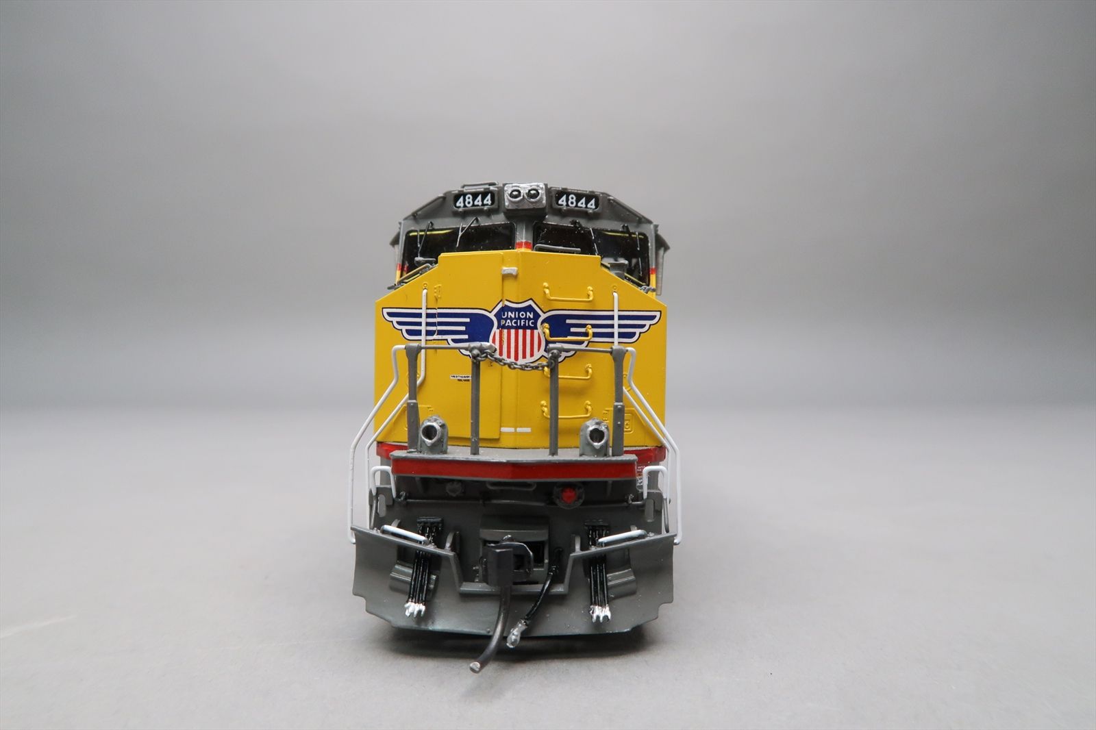 HO Brass Model - OMI 087010039.1 UP Union Pacific SD70M Phase II Cab ...