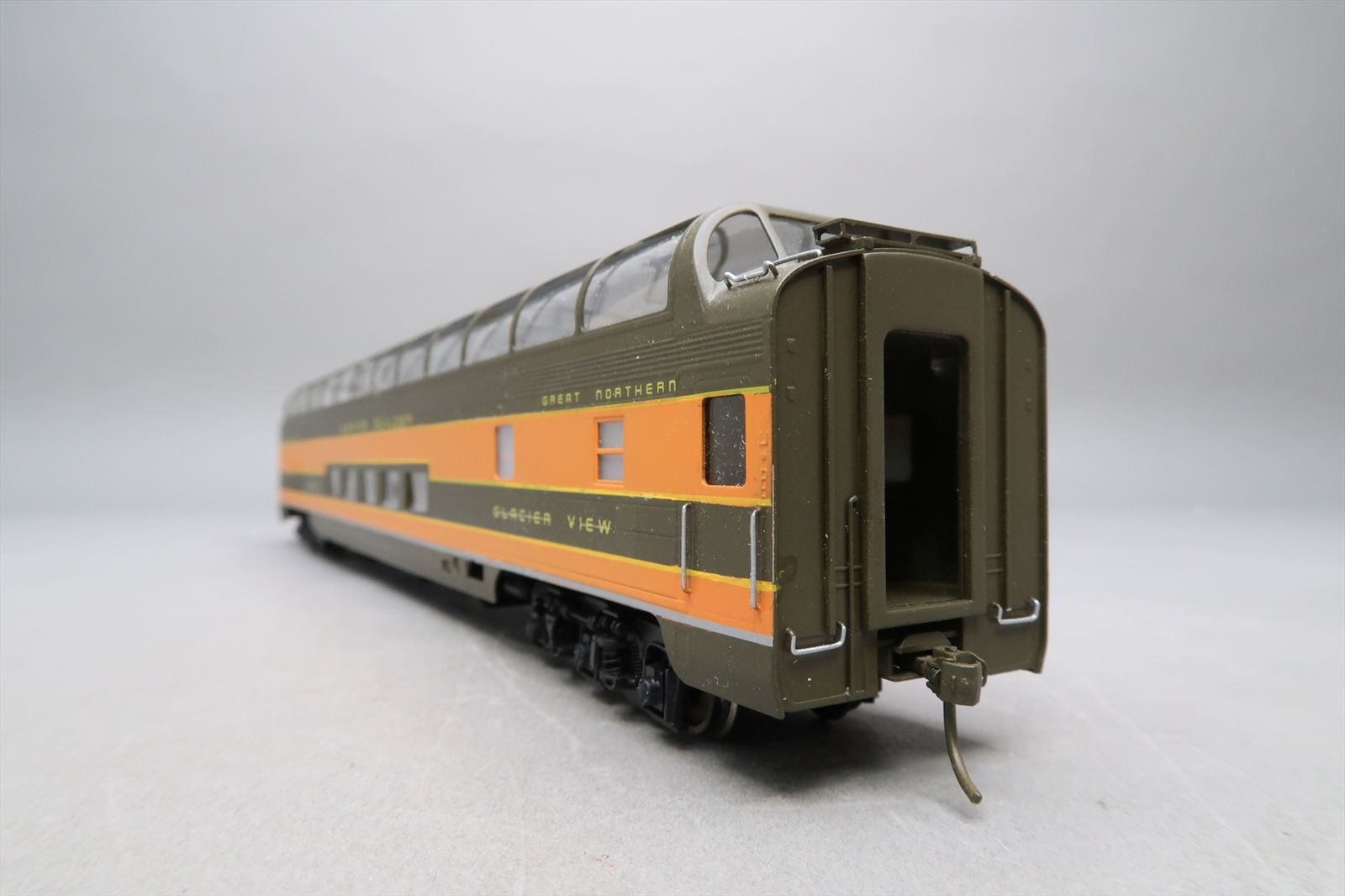 HO Brass Model - Oriental 0280 GN Great Northern Great Dome Streamlined ...
