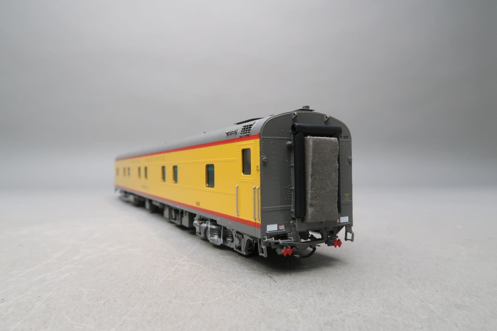HO Brass Model - OMI 3421.1 UP Union Pacific Portola Sleeper #1610 - F ...