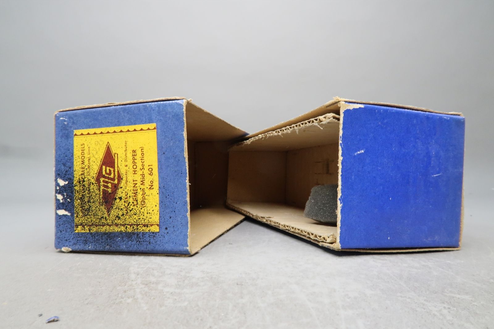 O Brass Model - MG Max Gray 601 Cement Covered Hopper - Unpainted - KTM ...