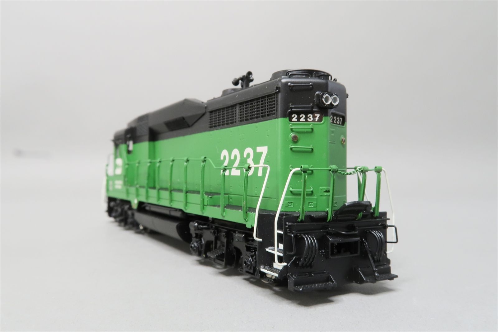 HO Brass Model - CIL 2153.1 BN Burlington Northern GP-30 Phase I #2237 ...