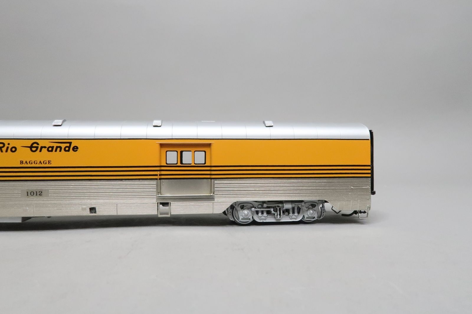 HO Brass Model - Palace 614 D&RGW Rio Grande Baggage Car w/ Skirts ...