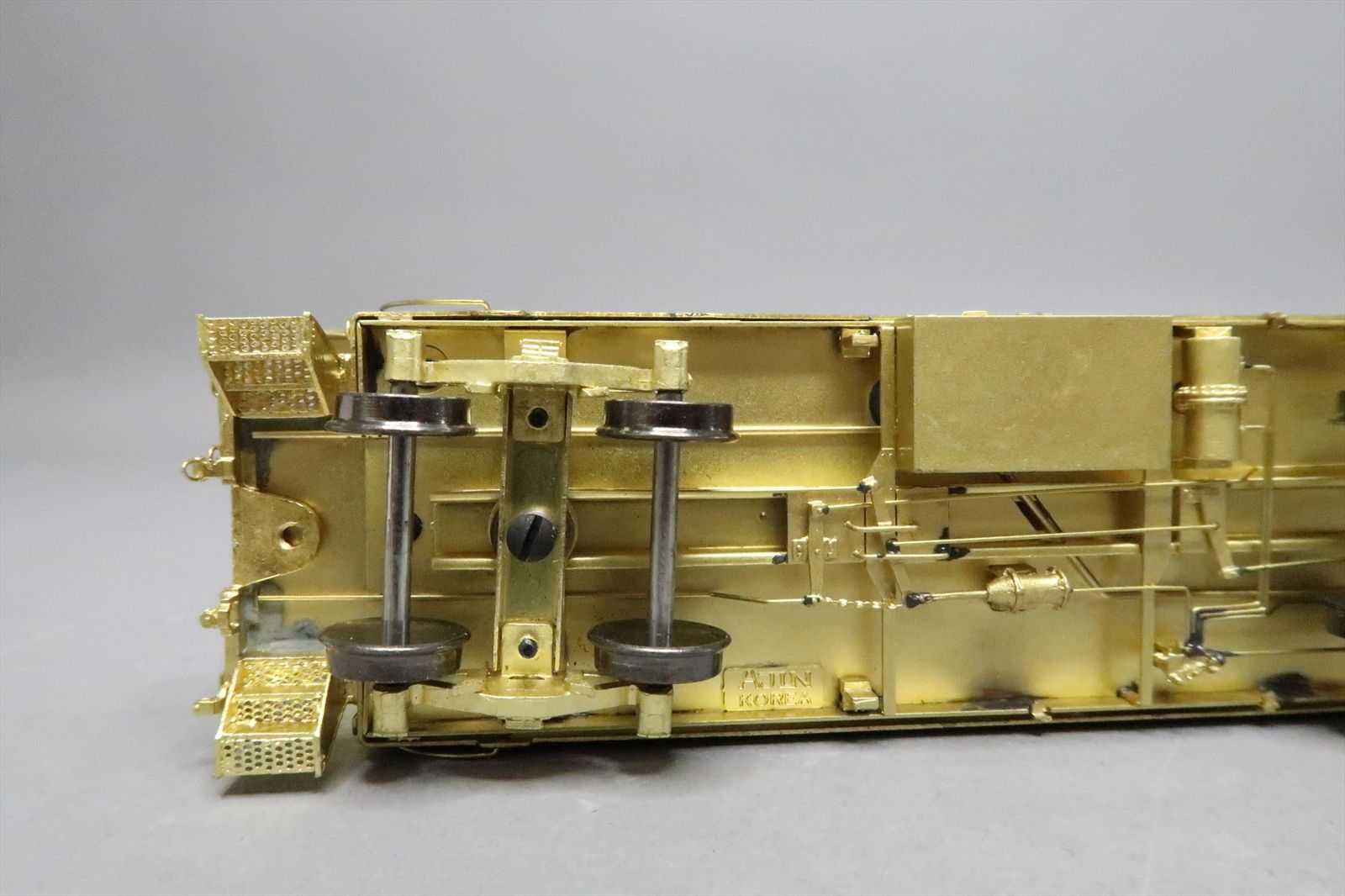 HO Brass Model - OMI 3955 GN Great Northern Plywood Caboose w/ Board ...