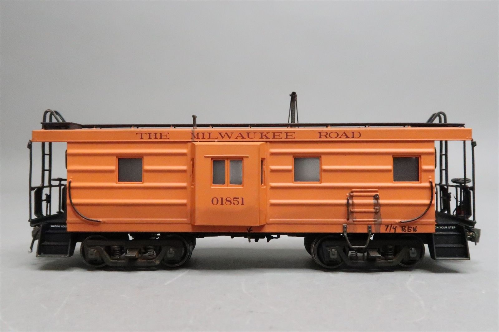 HO Brass Model - OMI 3987.1 Milwaukee Rib Ribbed Side Caboose B-W Bay ...