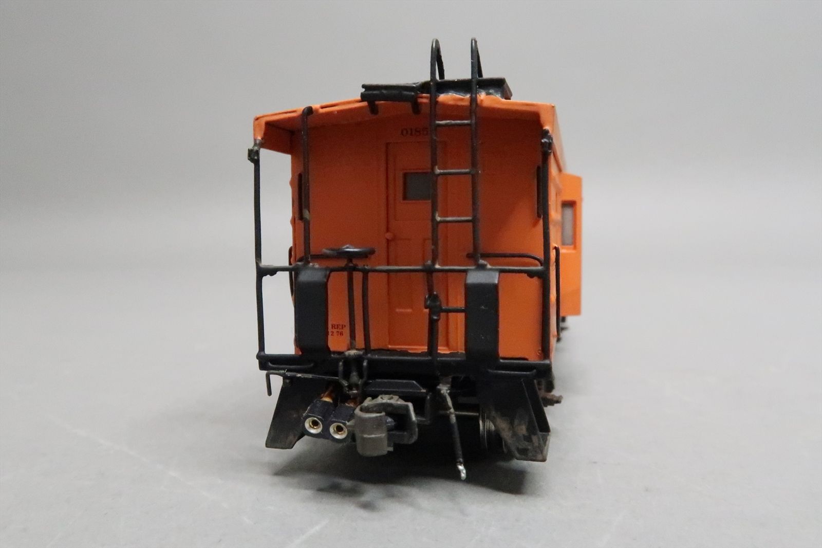 HO Brass Model - OMI 3987.1 Milwaukee Rib Ribbed Side Caboose B-W Bay ...
