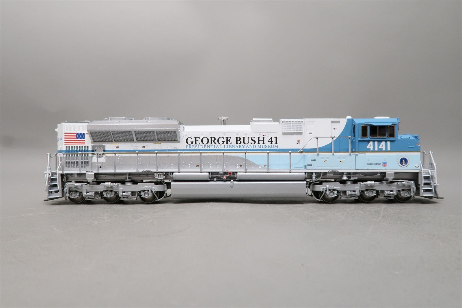HO Brass Model - OMI AA-4141-1 UP Union Pacific George Bush 41 SD70ACe ...