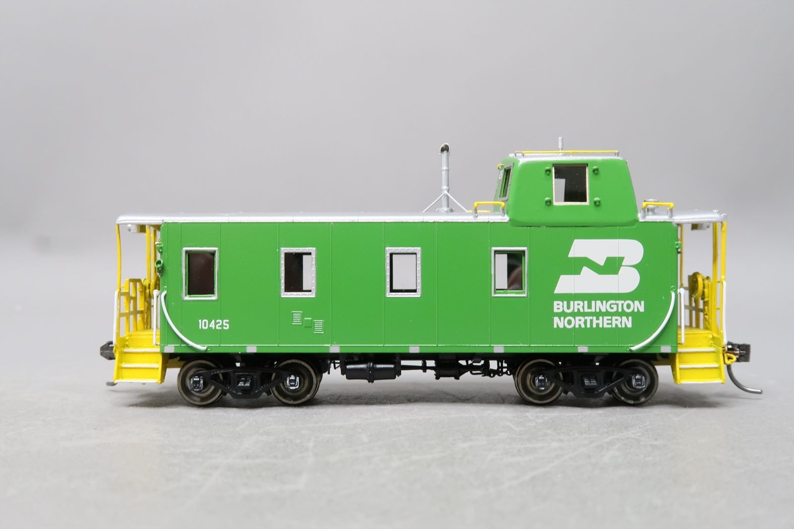 HO Brass Model - OMI 3897.1 BN Burlington Northern Steel Caboose #10425 ...