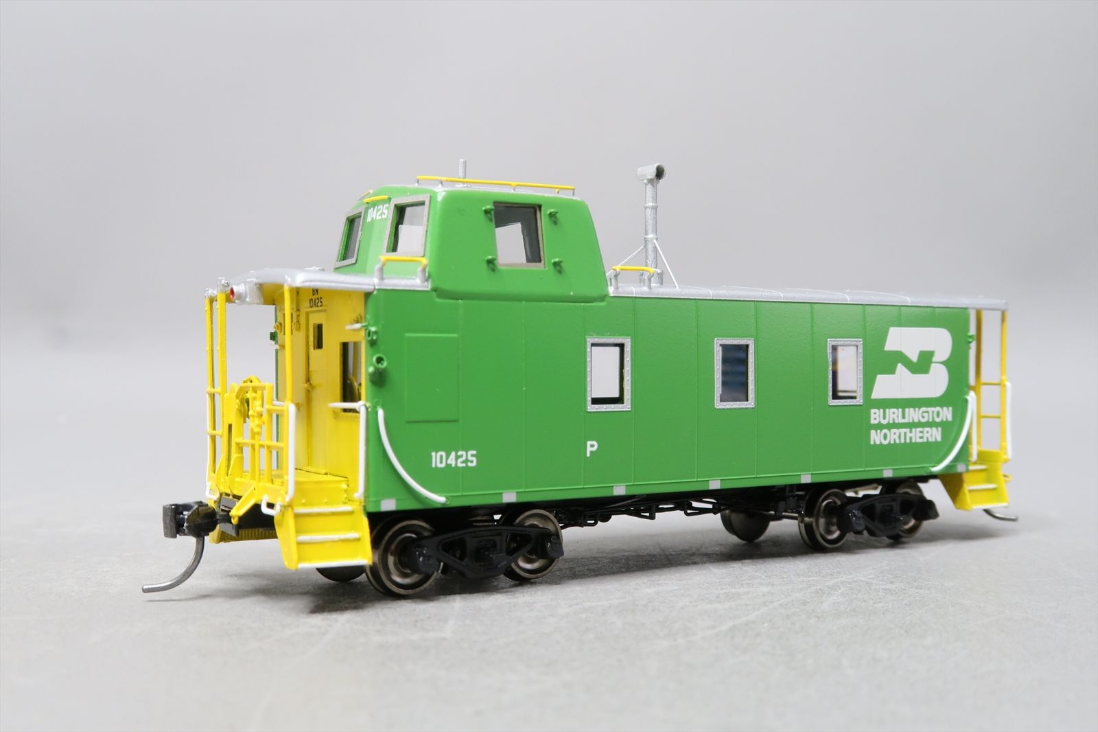 HO Brass Model - OMI 3897.1 BN Burlington Northern Steel Caboose #10425 ...