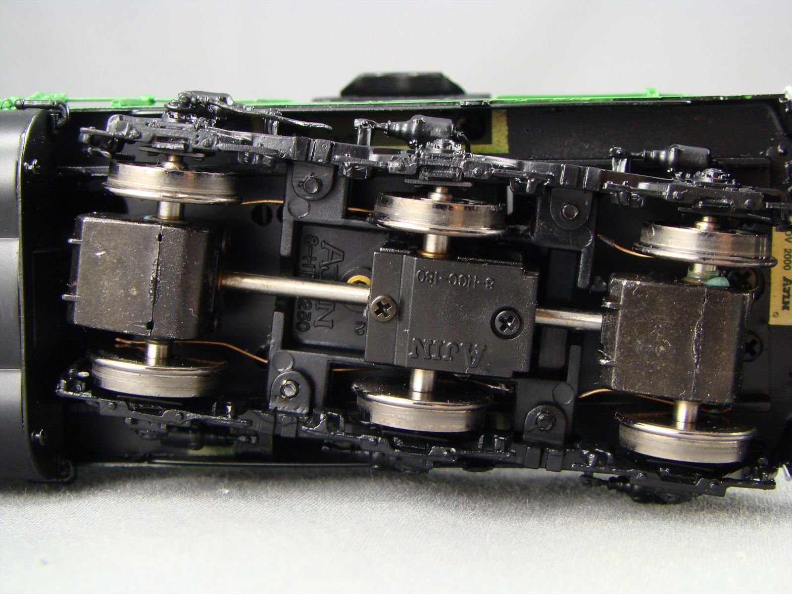 HO OMI Burlington Northern BN SD24 #6244 Diesel Locomotive