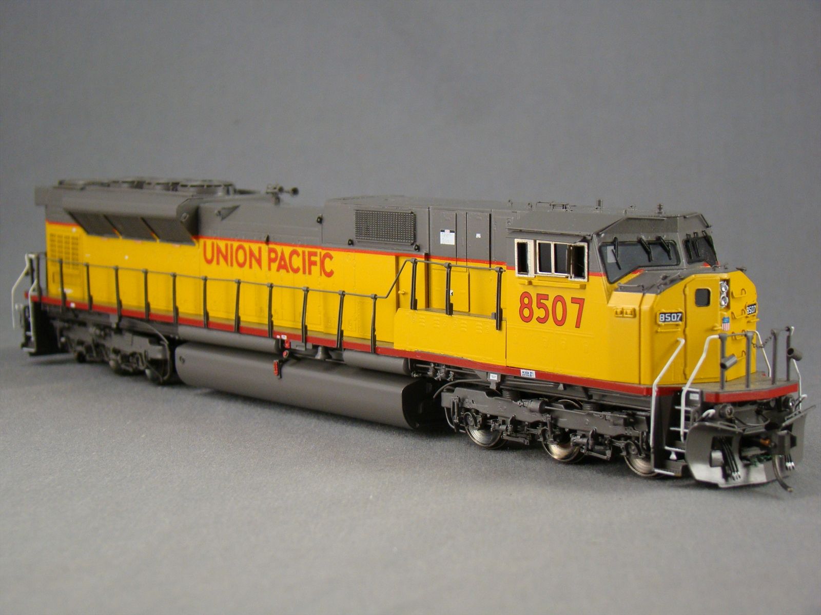 HO OMI UP SD90MAC #8507 Union Pacific
