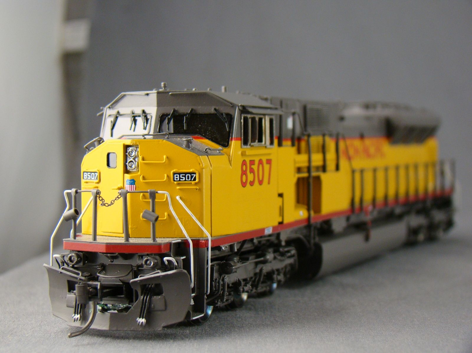 HO OMI UP SD90MAC #8507 Union Pacific