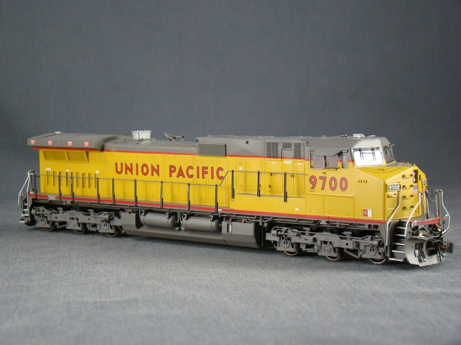 HO OMI UP Union Pacific C44-9W #9700