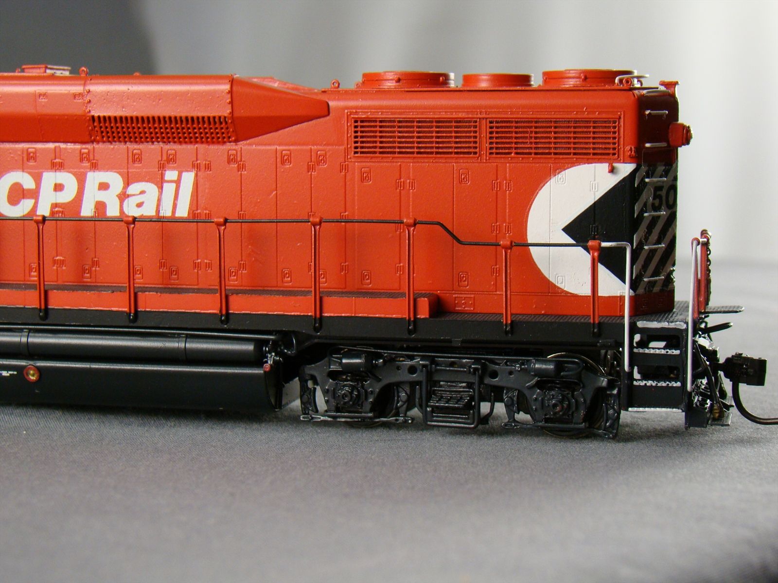 HO OMI CPR Canadian Pacific GP30 Phase II #5001 Custom
