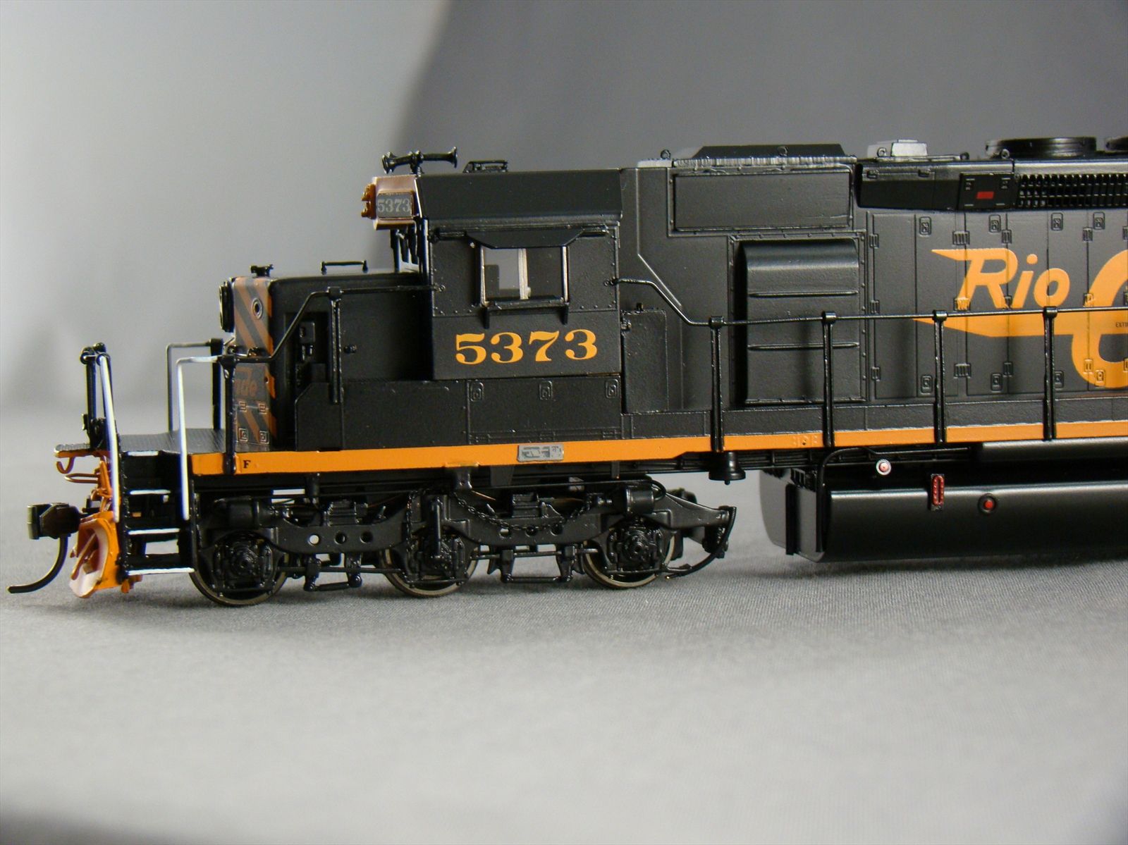 HO OMI Overland Models D&RGW EMD SD40T-2 #5373