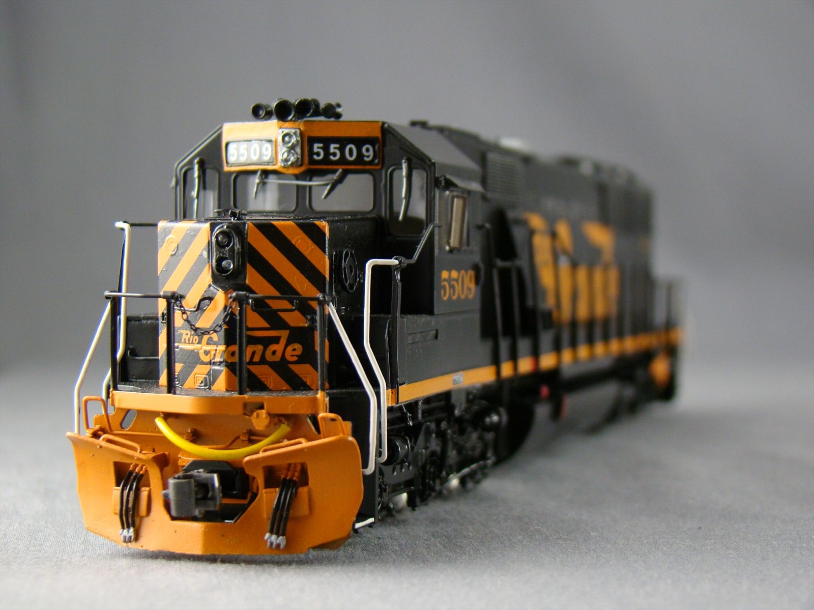 HO OMI Overland Models D&RGW EMD SD50 #5509 Custom
