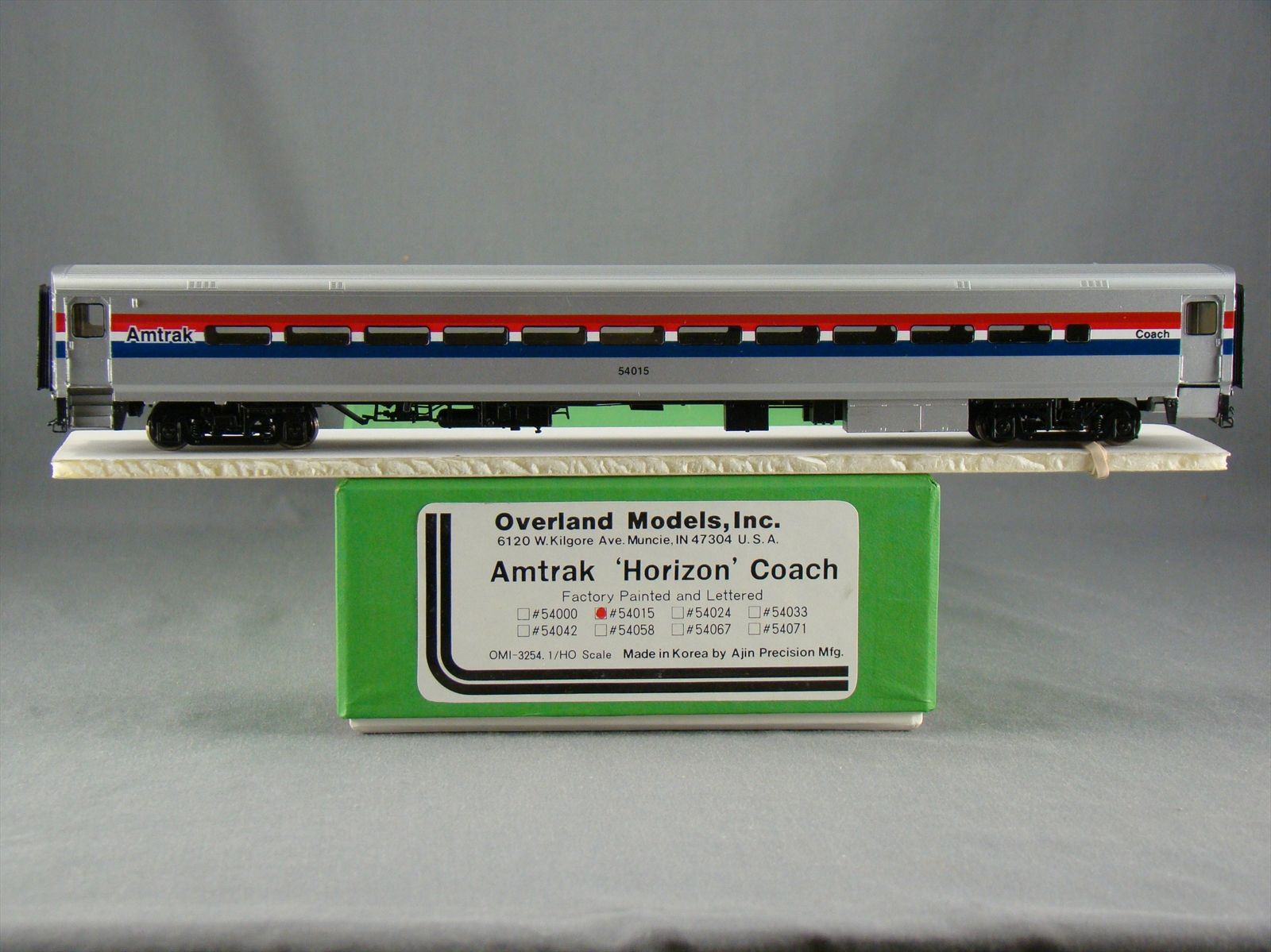 HO OMI AMTRAK Horizon Coach Car #54015