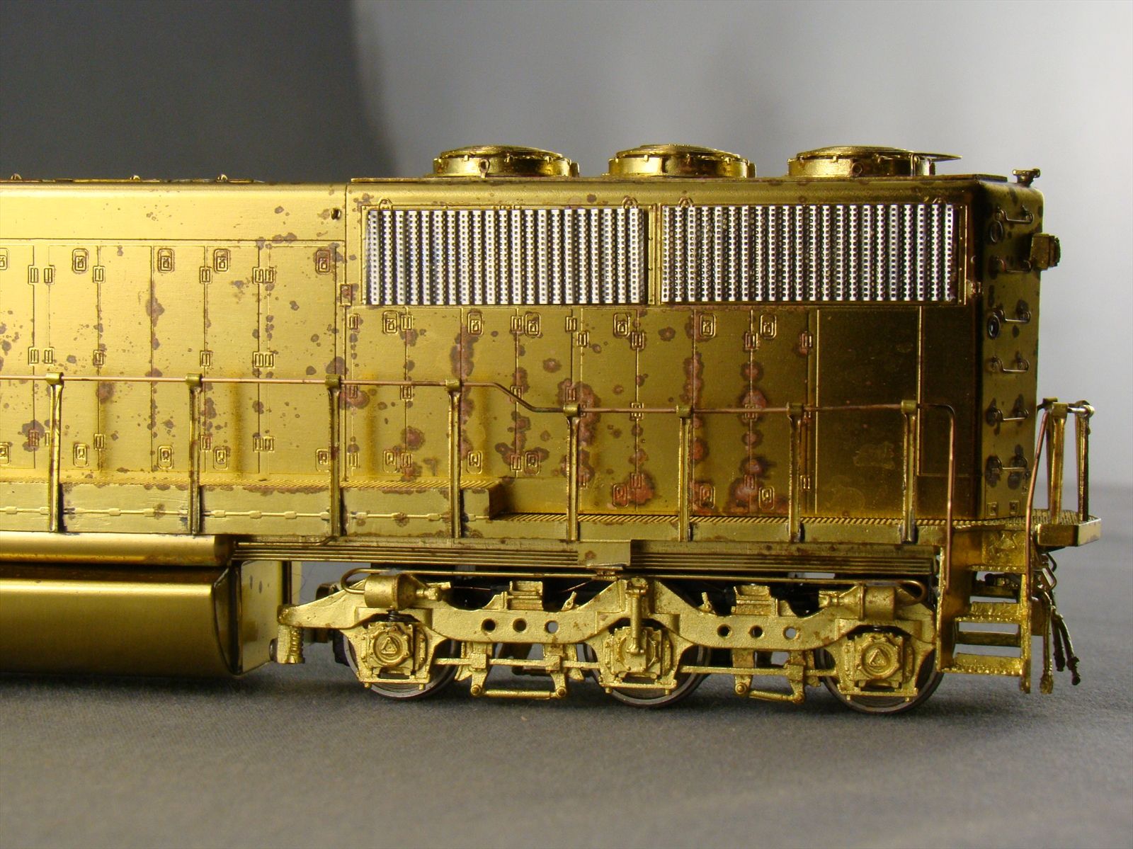 HO OMI 5046 Overland UP Union Pacific EMD SD60