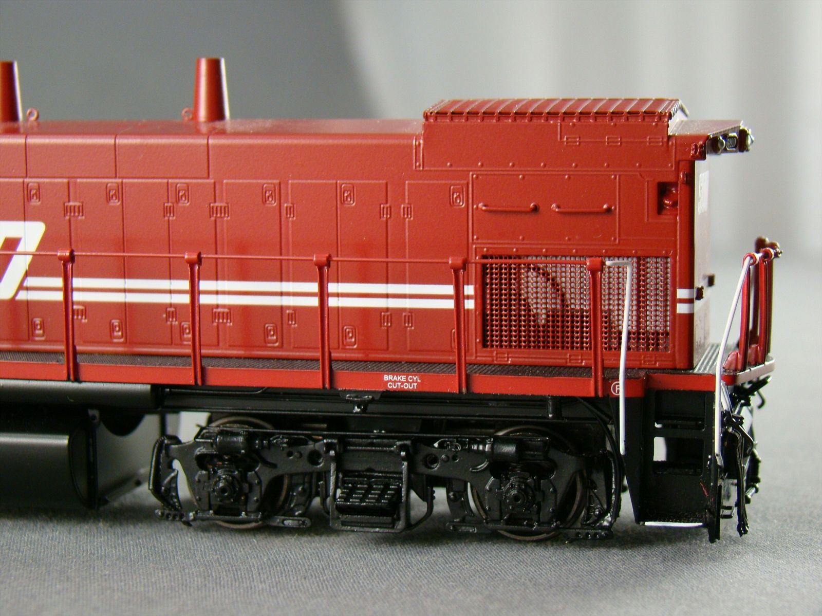 HO OMI 6817.1 SOO Line EMD MP15AC #1538 w/ Lights