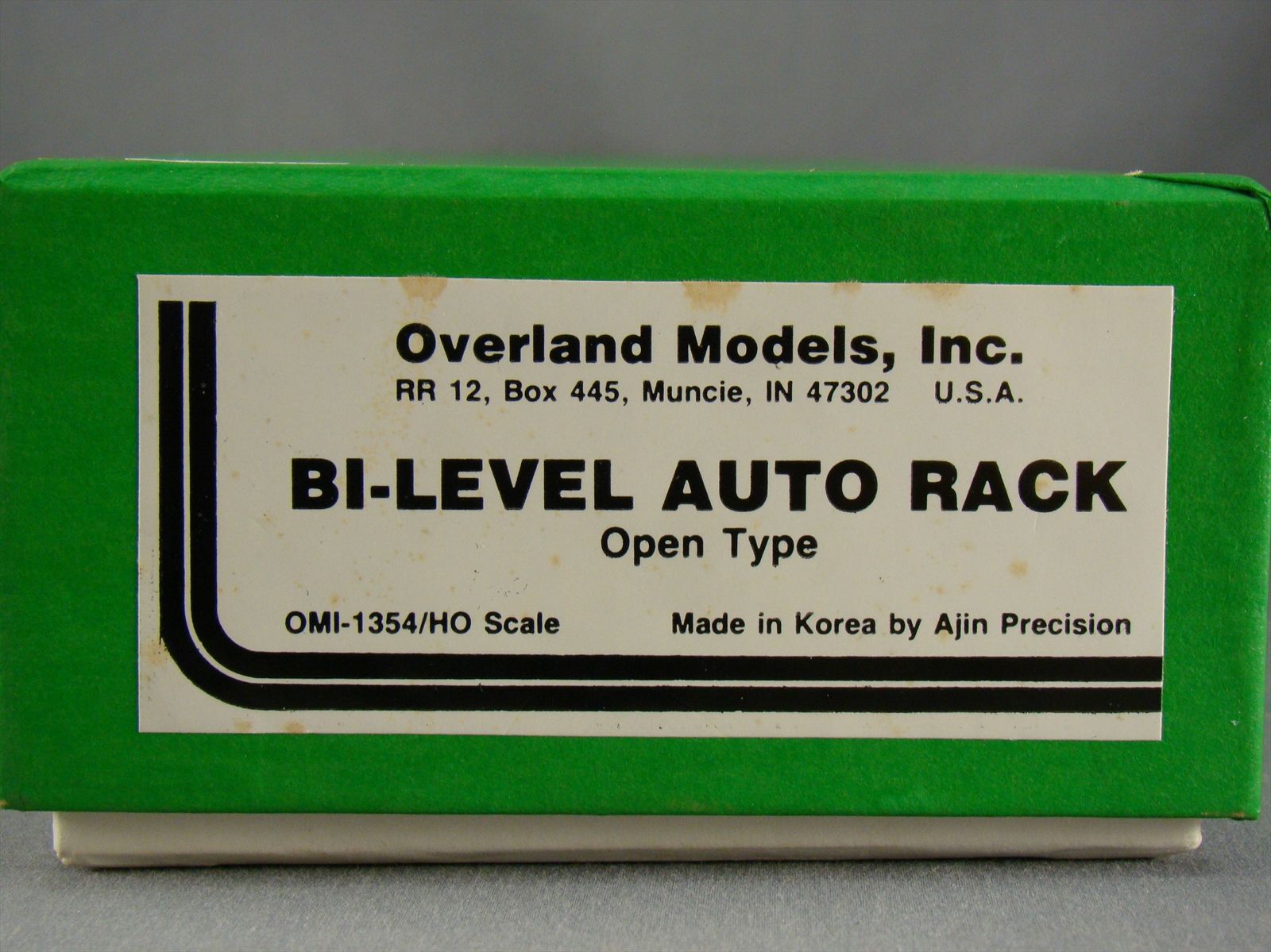 HO OMI 1354 Overland Bi-Level Auto Rack - Open Type