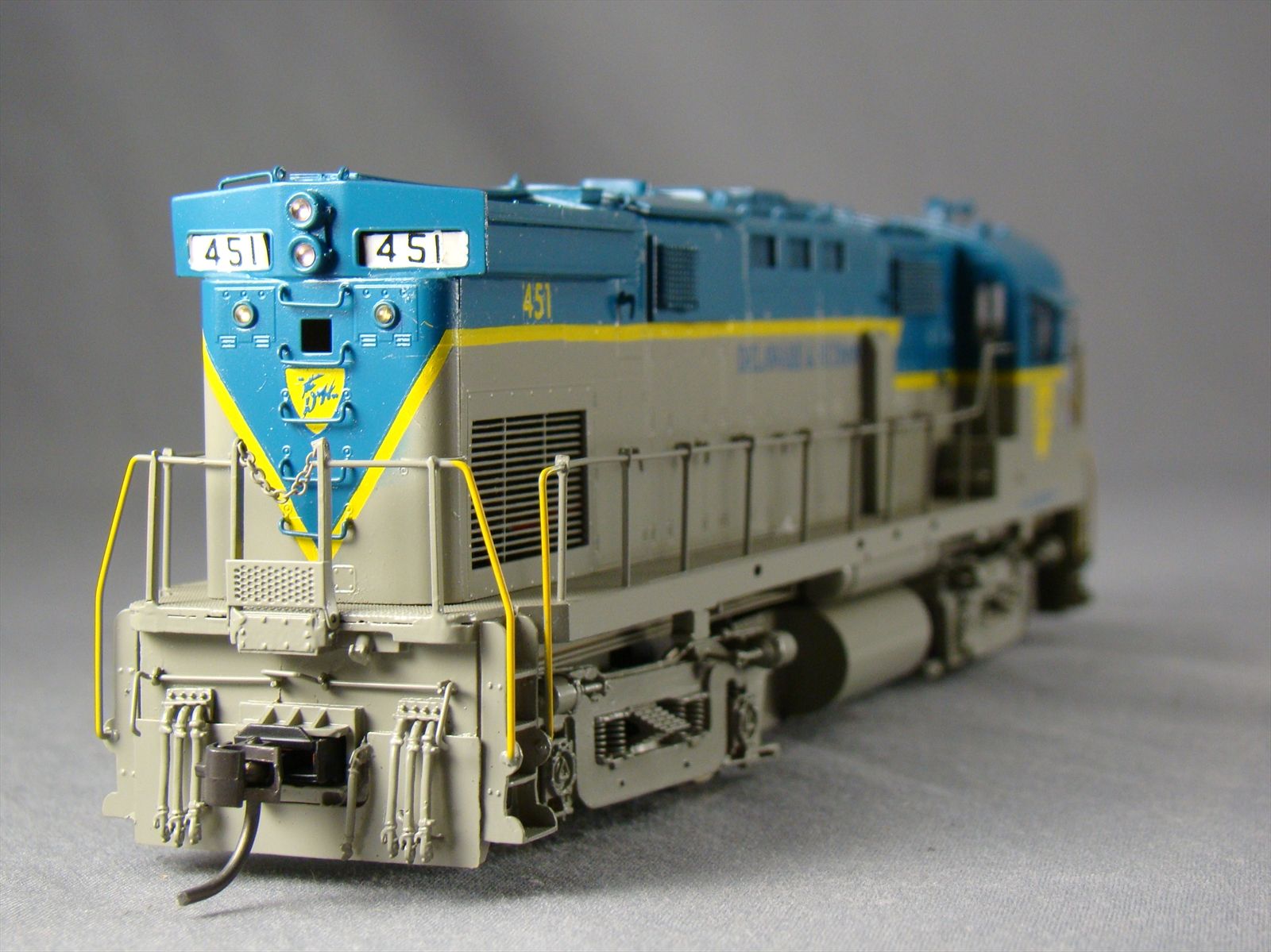HO Overland OMI 5091 D&H Delaware & Hudson C424M #451