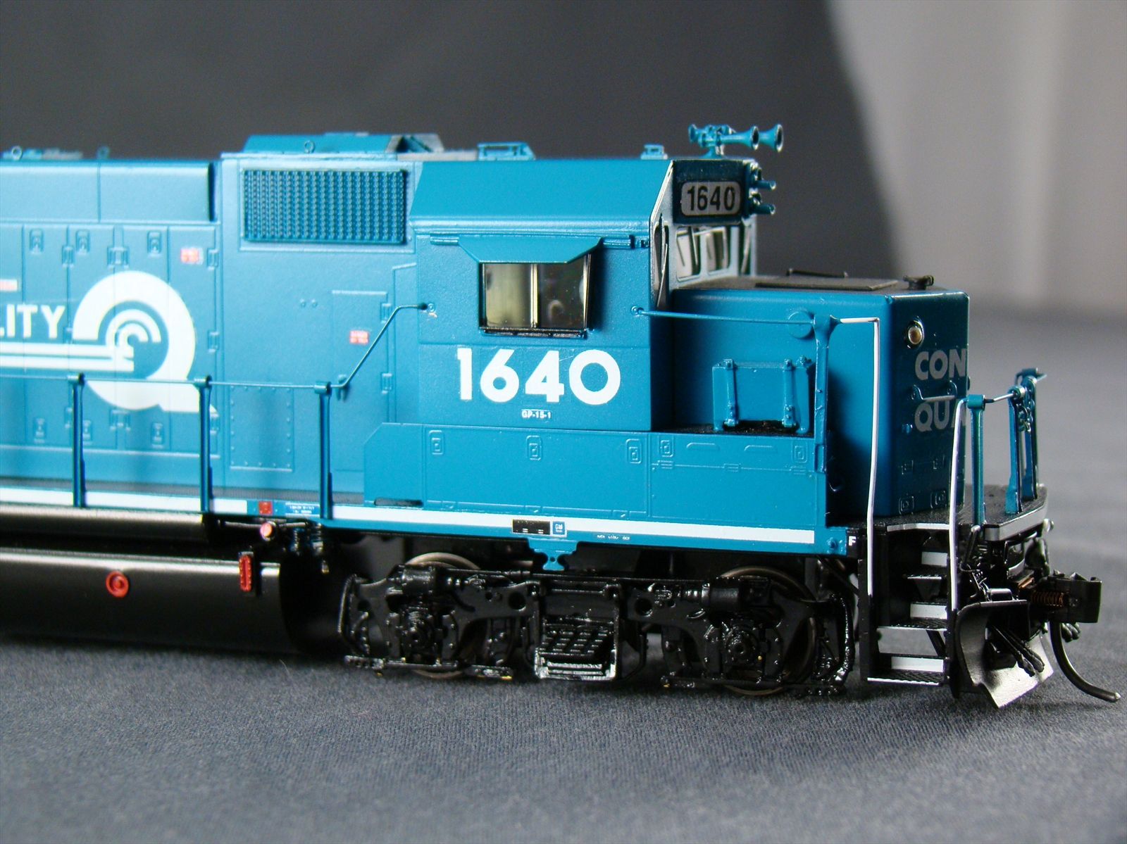 HO OMI 6747.1 Conrail EMD GP15-1 #1640 c/p
