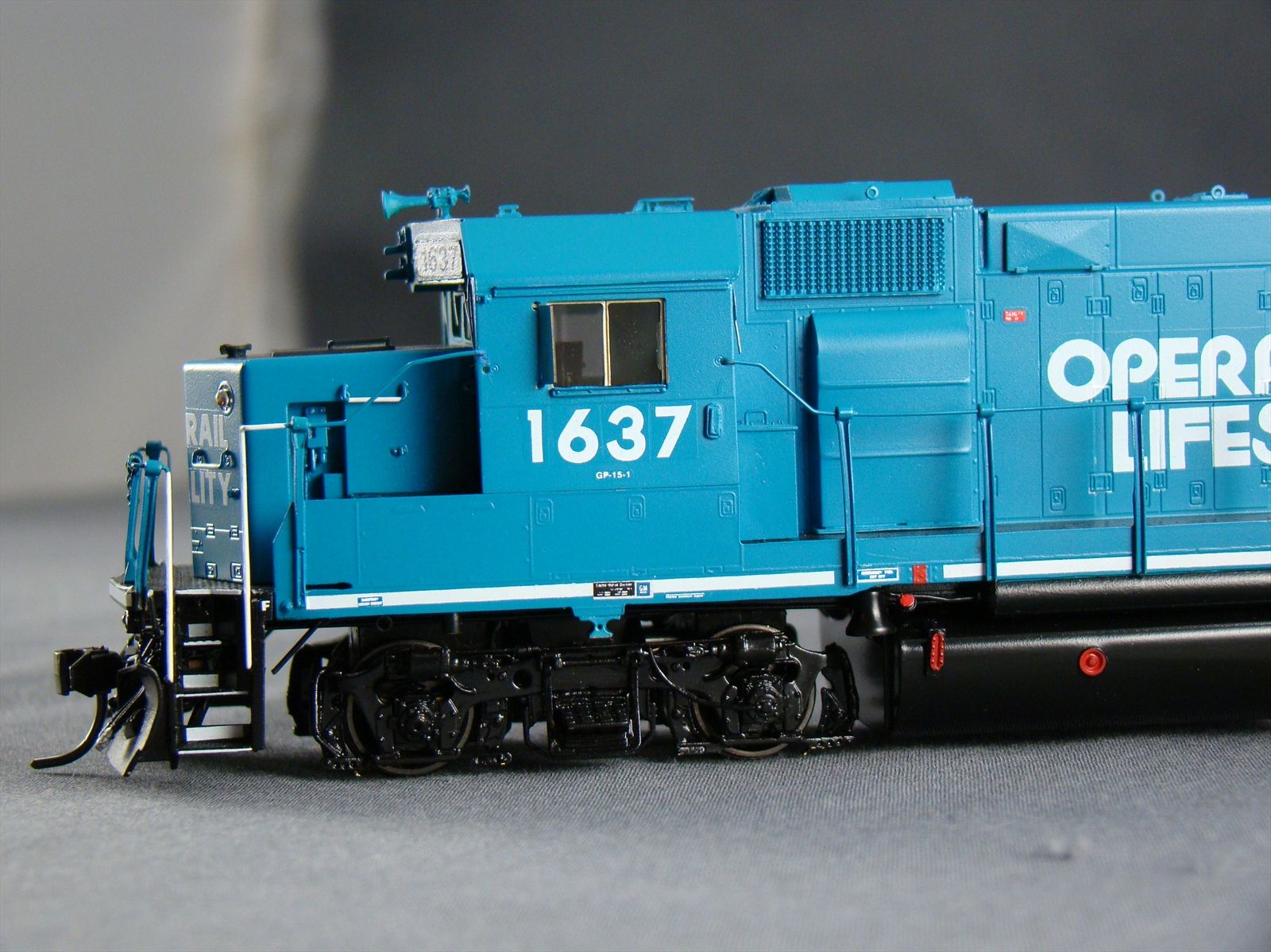 HO OMI 6747.2 Conrail EMD GP15-1 #1637 c/p