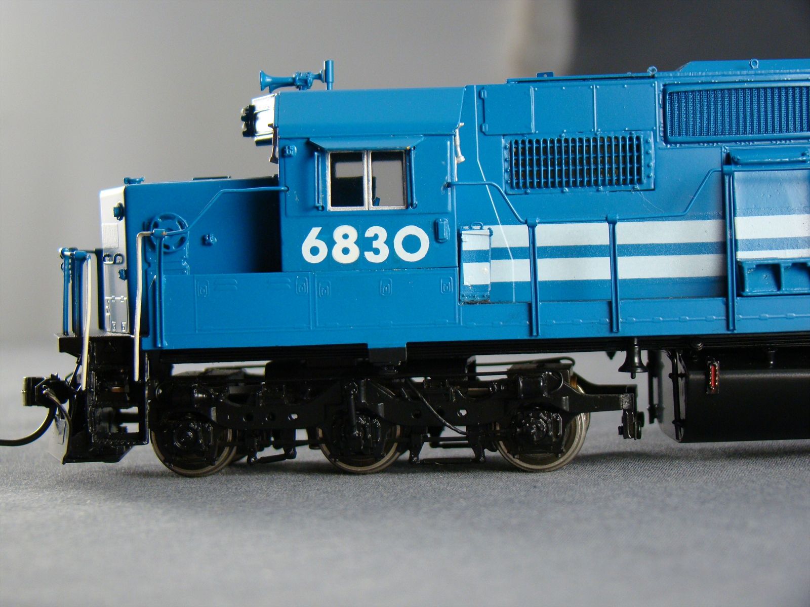 HO OMI 5048 Conrail EMD SD50 Diesel #6830