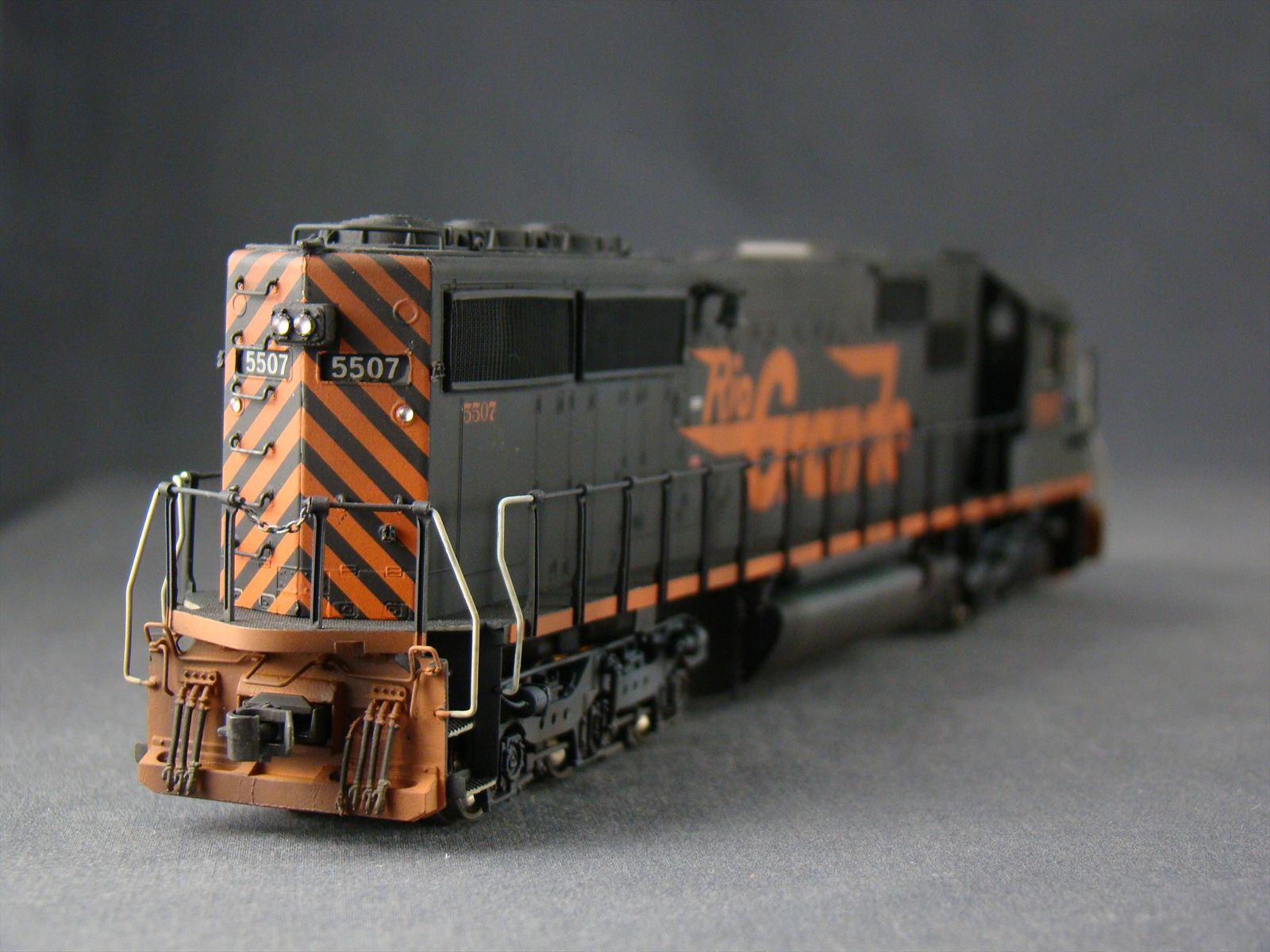 HO OMI 5039 Overland D&RGW EMD SD50 #5507 Custom