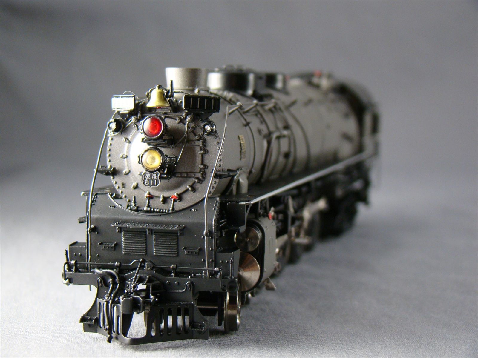 HO OMI 4532.1 UP Union Pacific FEF-1 4-8-4 Two-Tone Gray #811