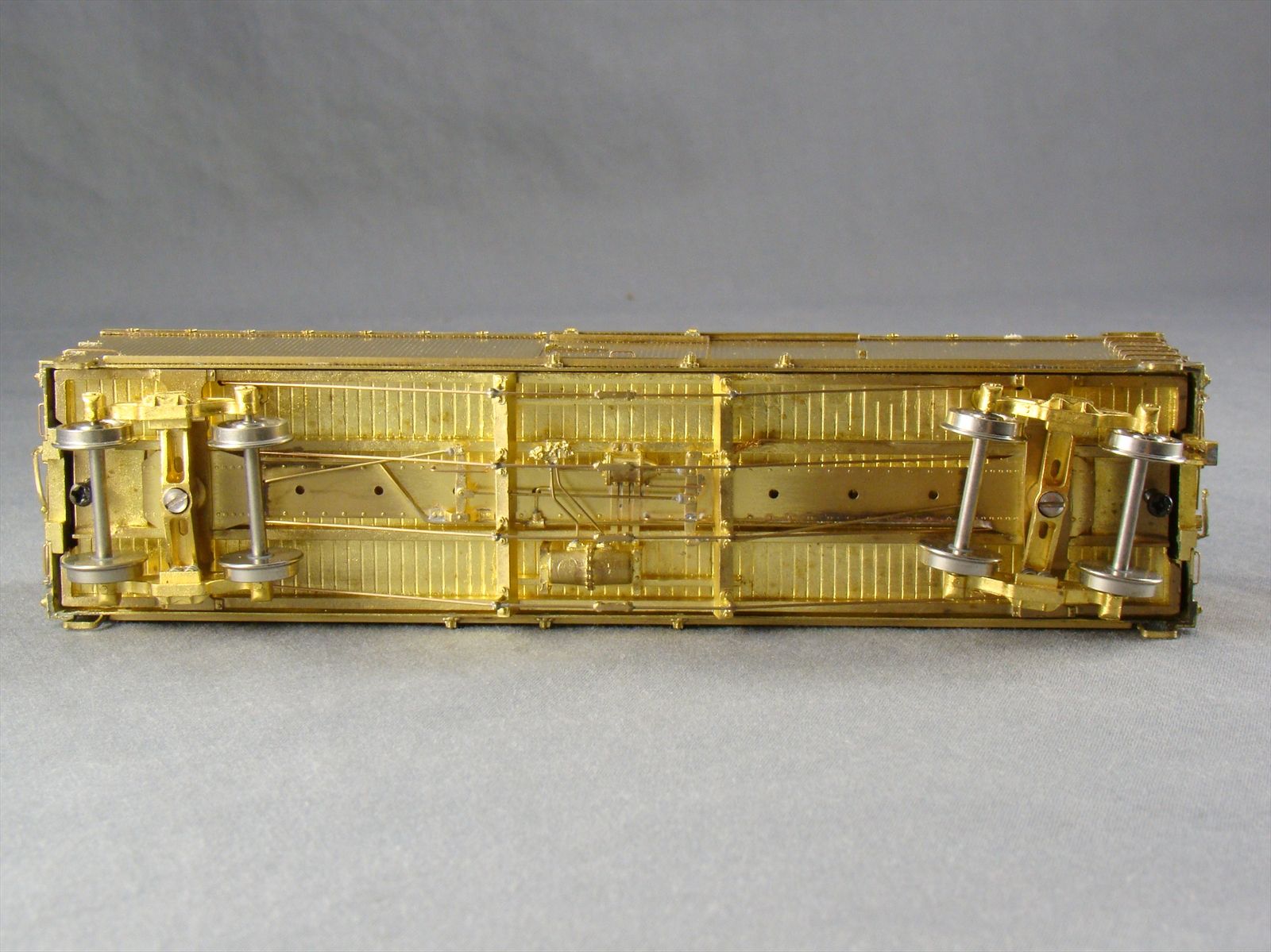 HO W&R, NP Northern Pacific Truss Rod Box Car