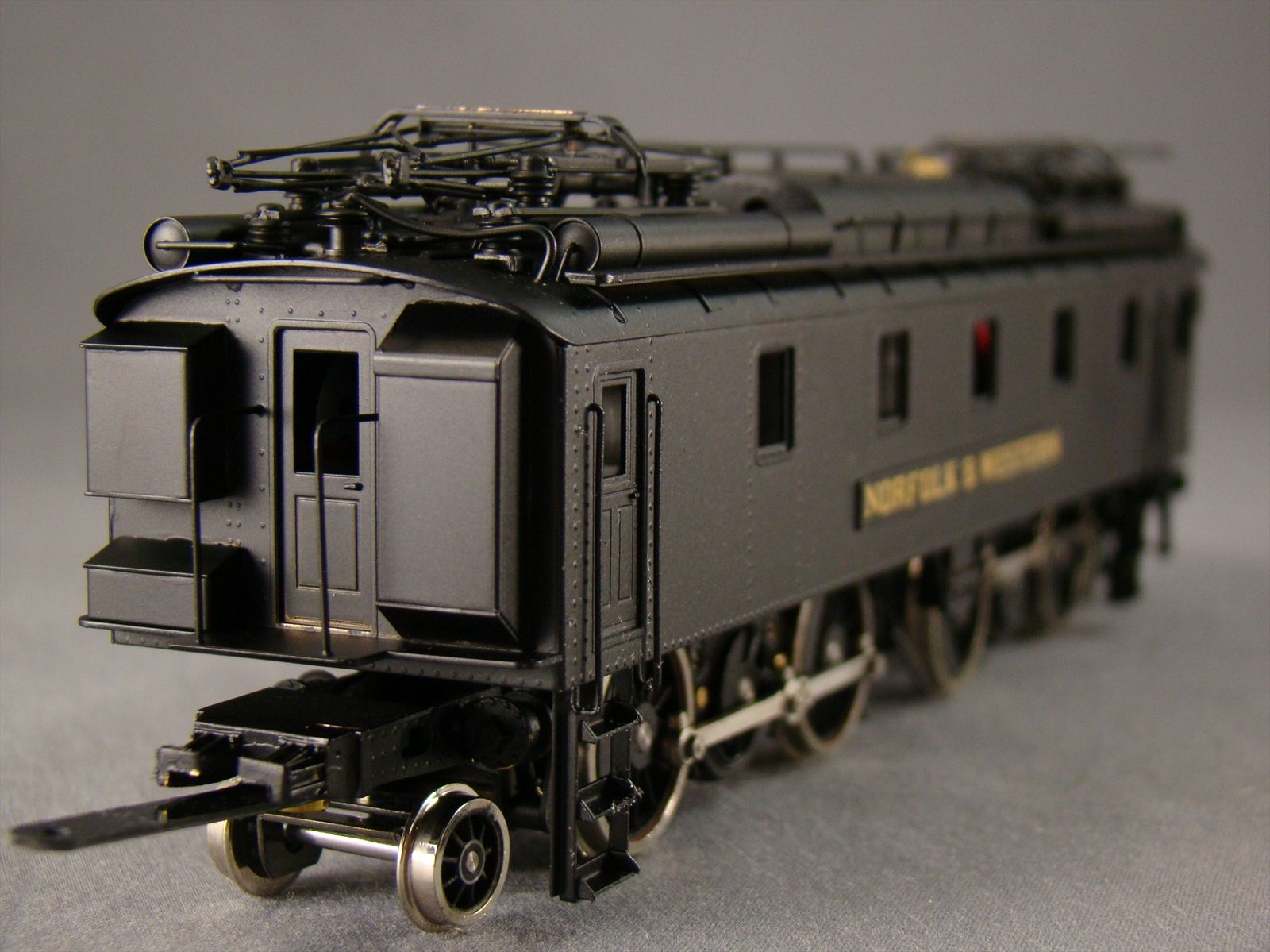 HO NJCB 324 N&W Norfolk Western LC-1 Electric #2500