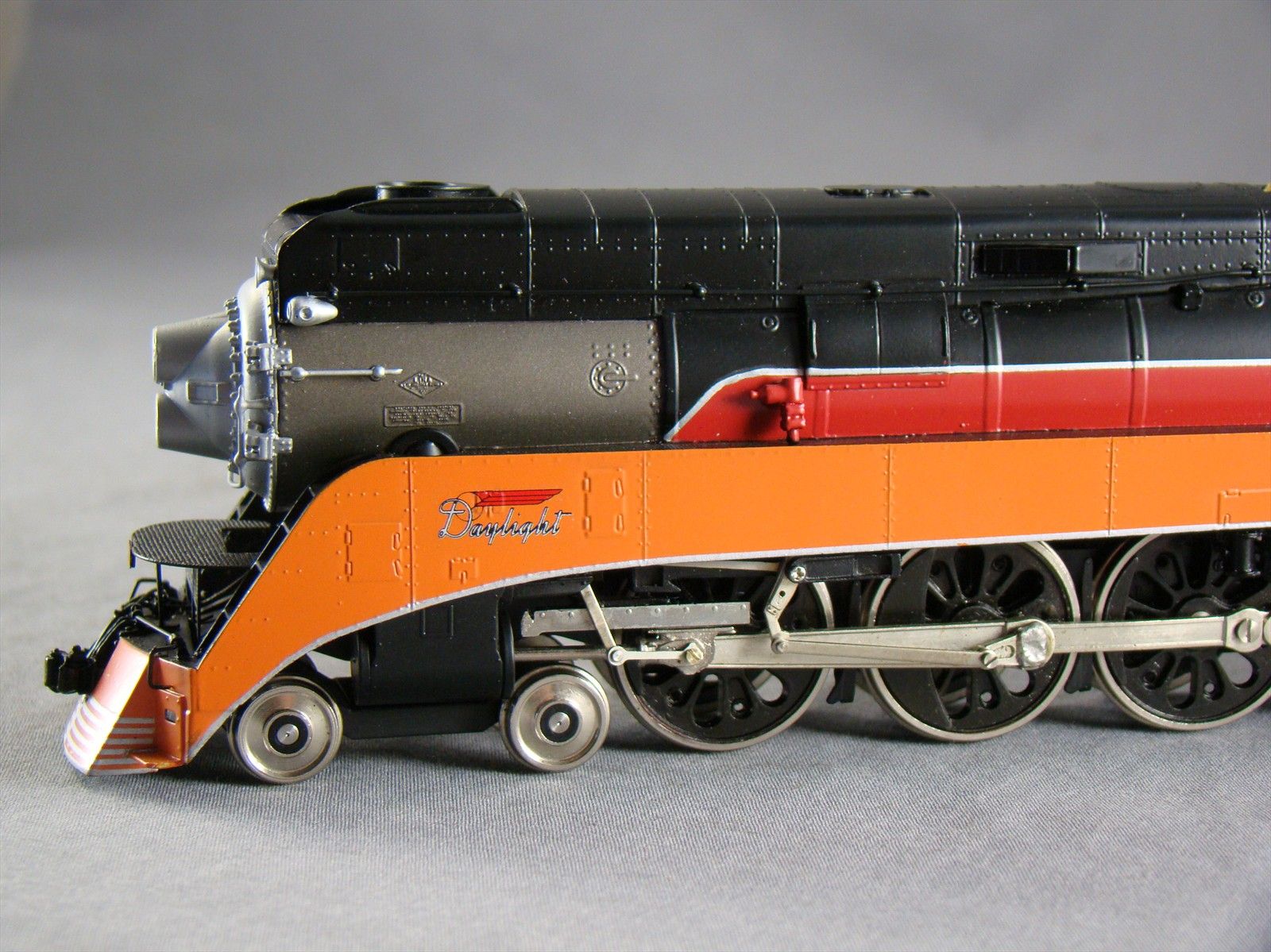 HO Key SP Southern Pacific 4-8-4 GS-4 Daylight #4430