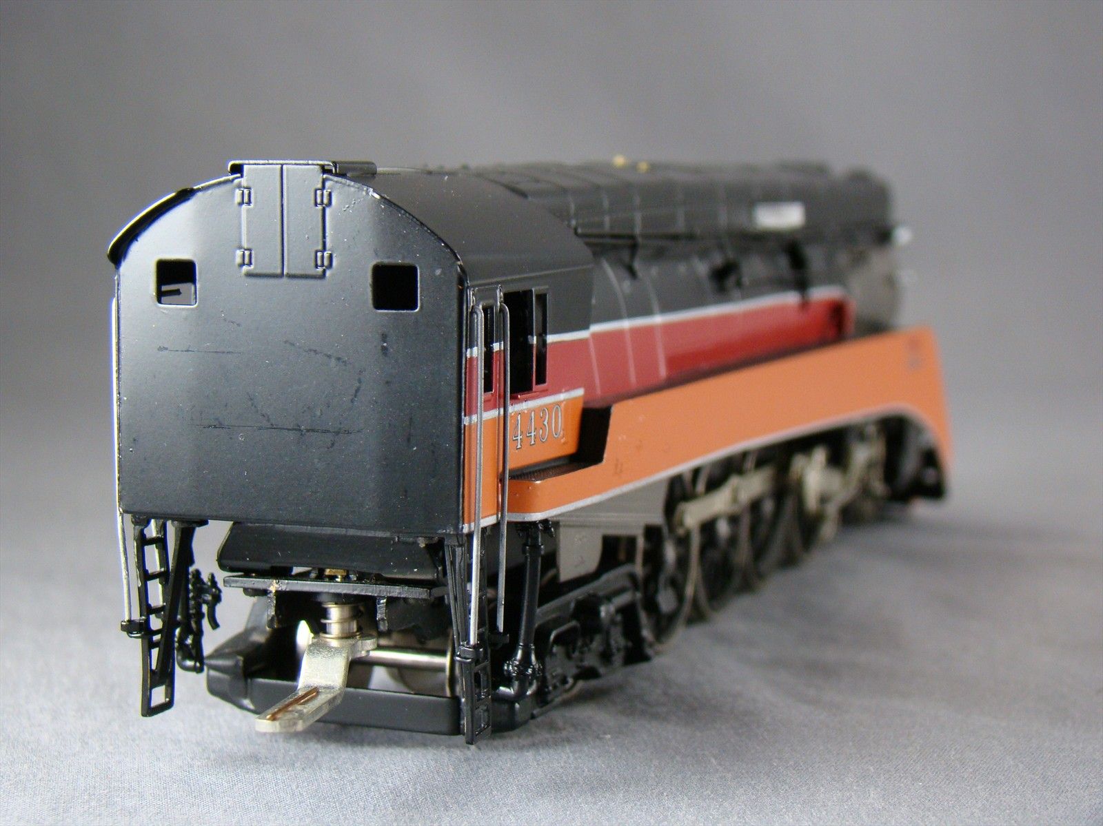 HO Key SP Southern Pacific 4-8-4 GS-4 Daylight #4430