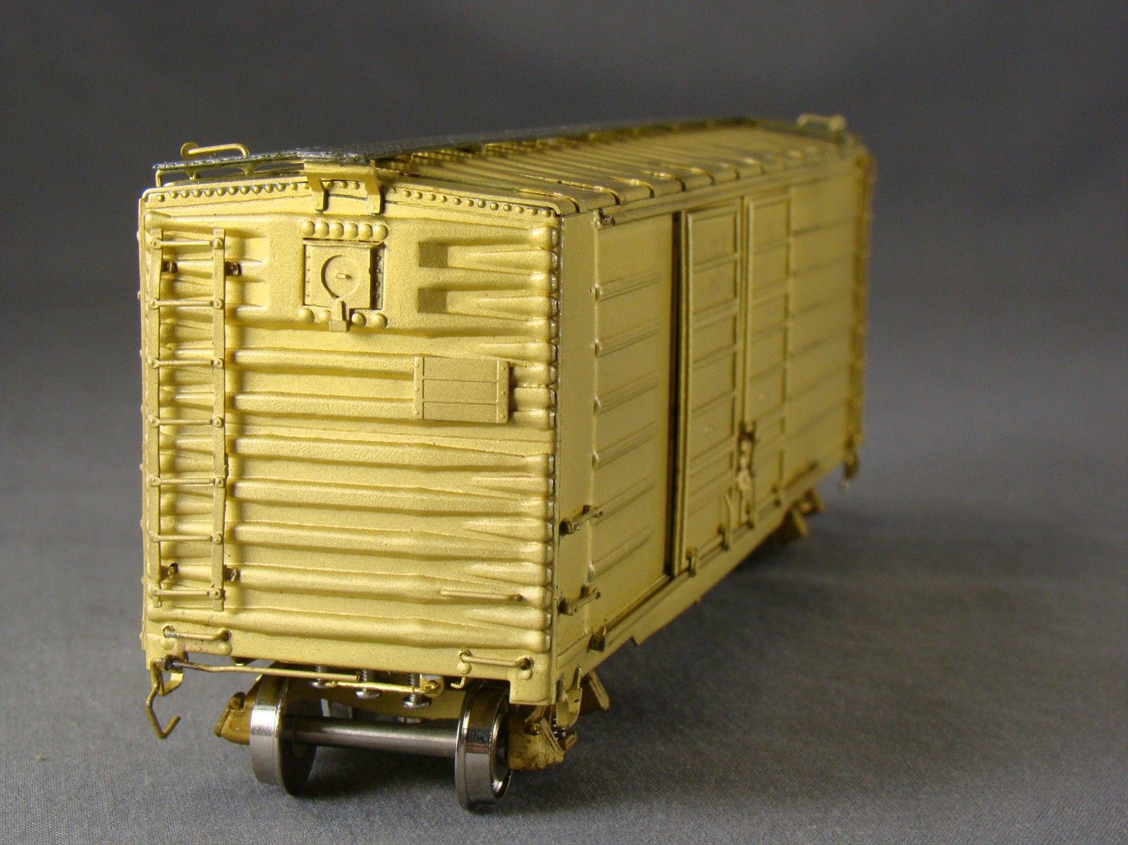 HO NJ International 602B Milwaukee 40' Ribbed Box Car