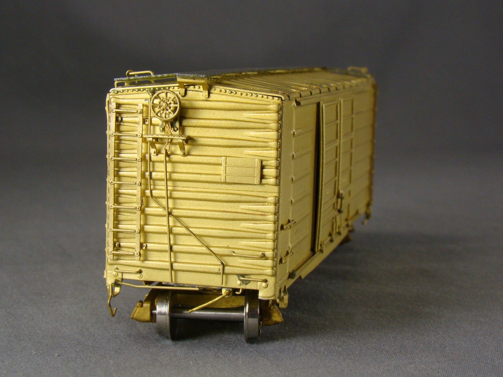 HO NJ International 602B Milwaukee 40' Ribbed Box Car