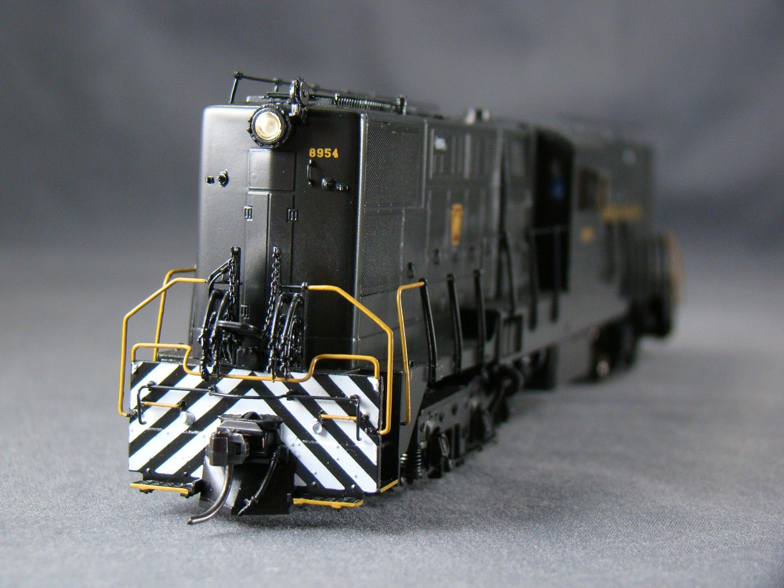 HO Division Point PRR Pennsylvania Center Cab #8954