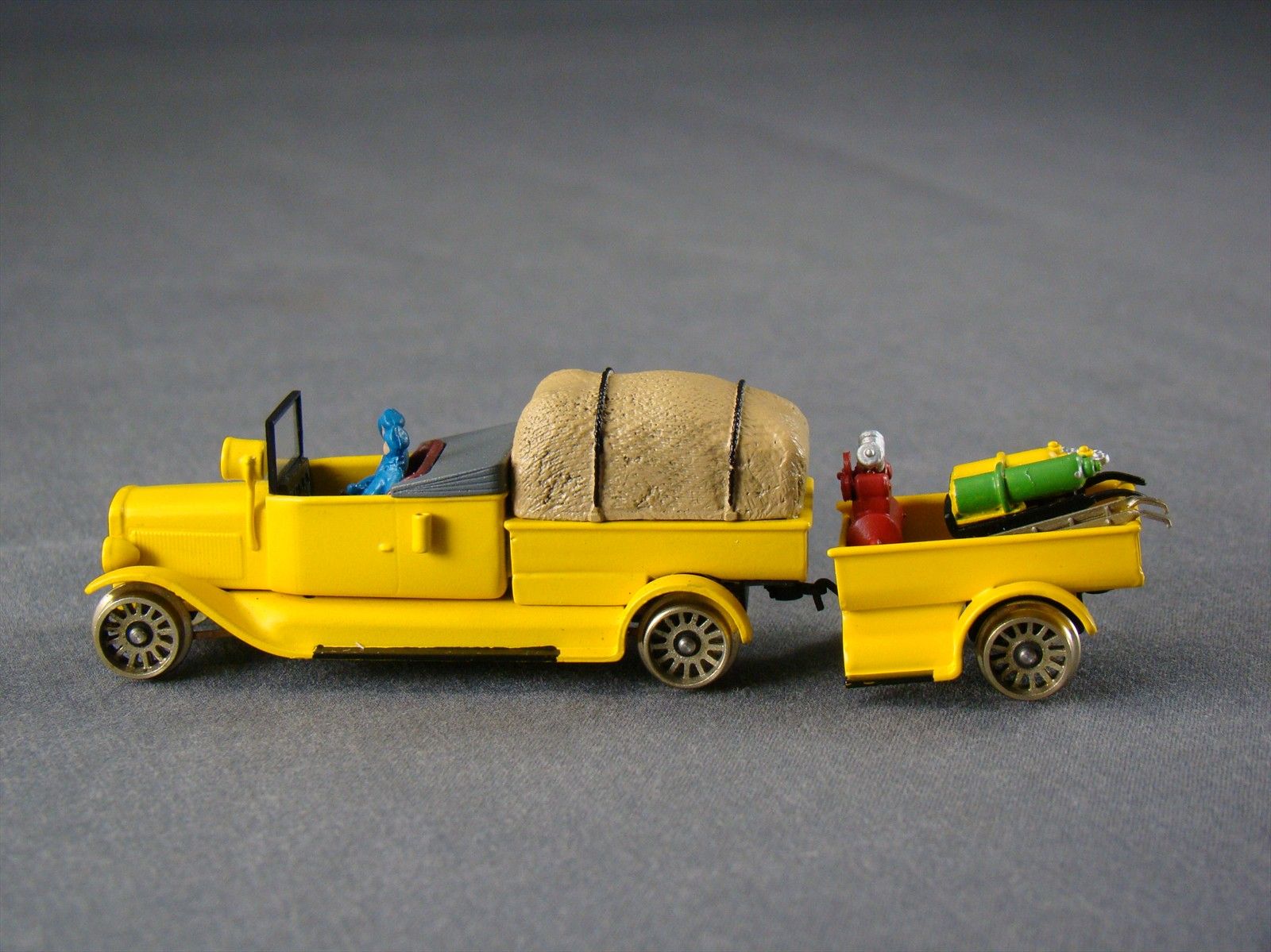 HO BLW Rail Inspection Car with Trailer