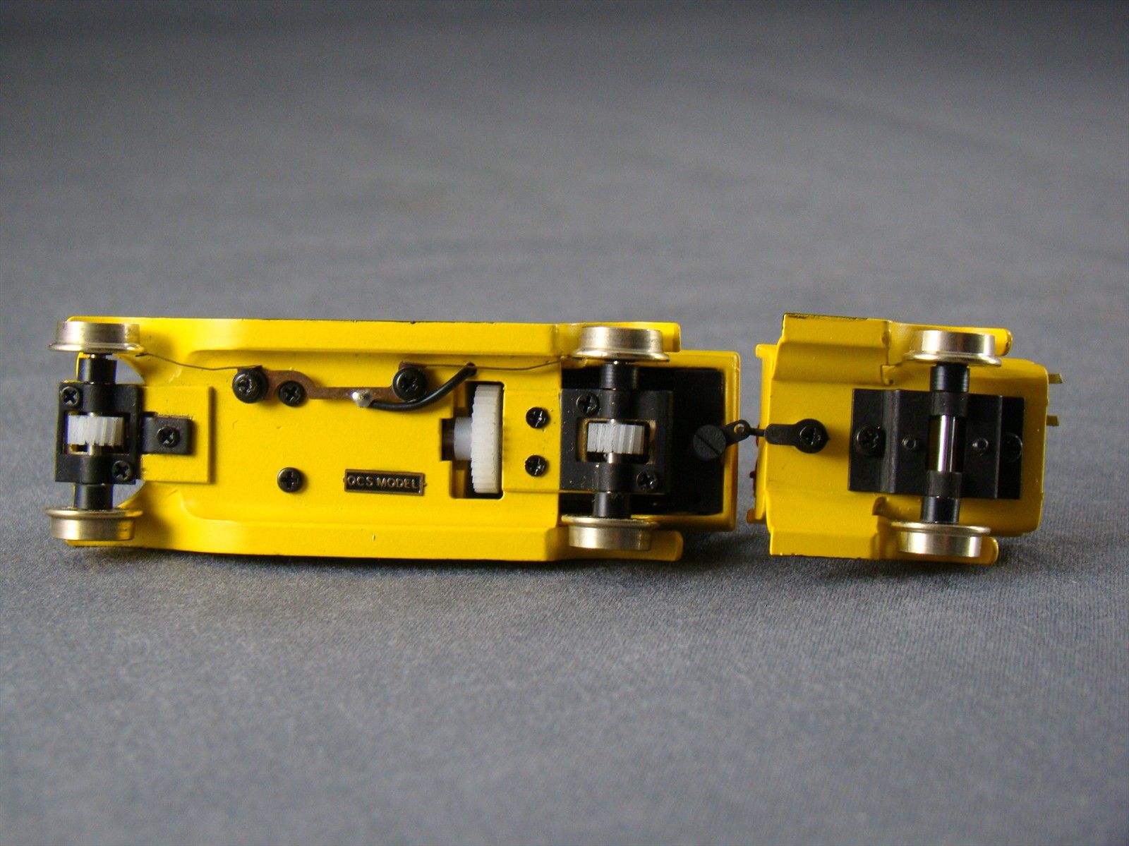 HO BLW Rail Inspection Car with Trailer