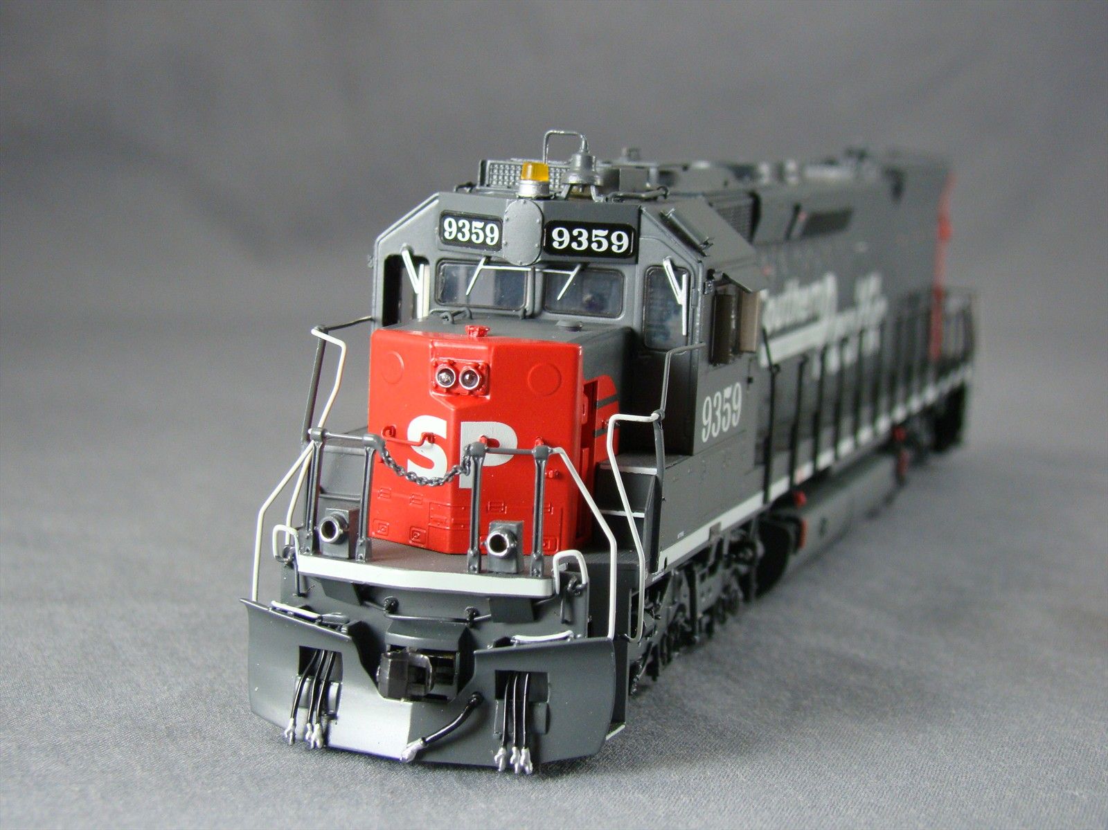 HO OMI Overland SP Southern Pacific SD45T-2 #9359 w/ DCC