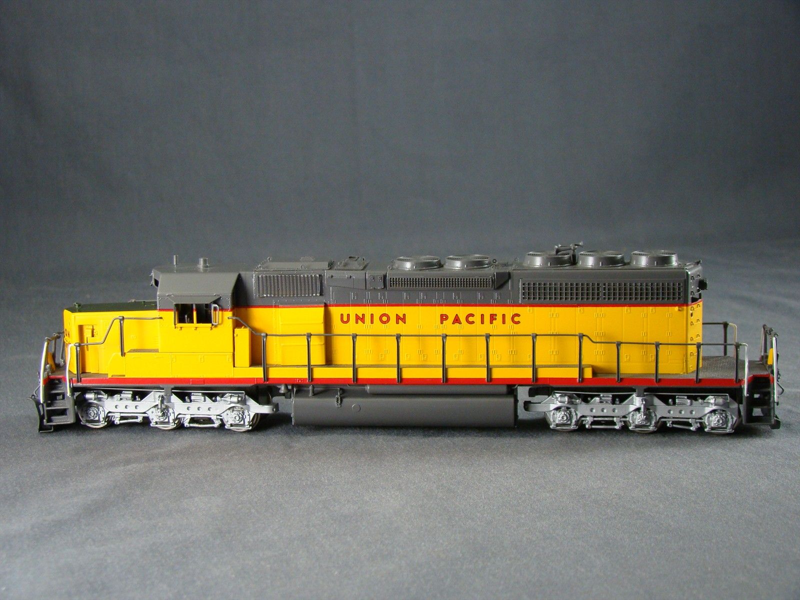 HO E&P Associates UP Union Pacific EMD SD40-2 Diesel Phase 1b