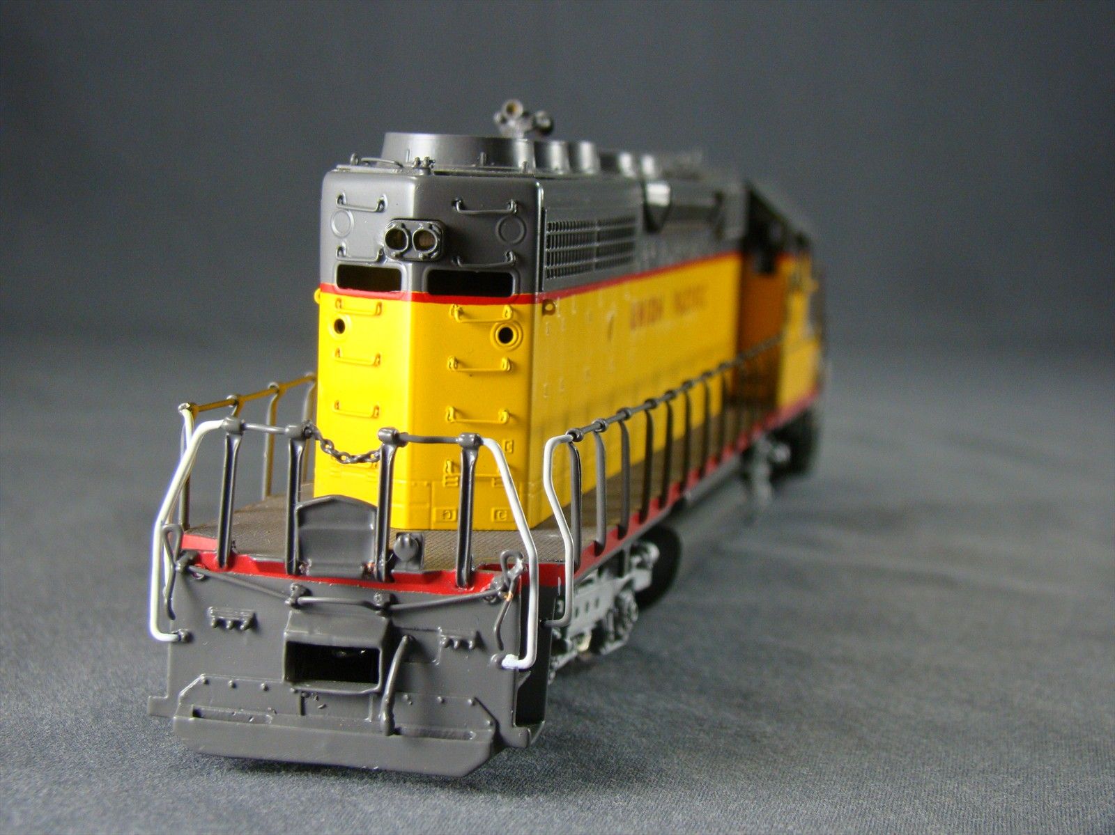 HO E&P Associates UP Union Pacific EMD SD40-2 Diesel Phase 1b