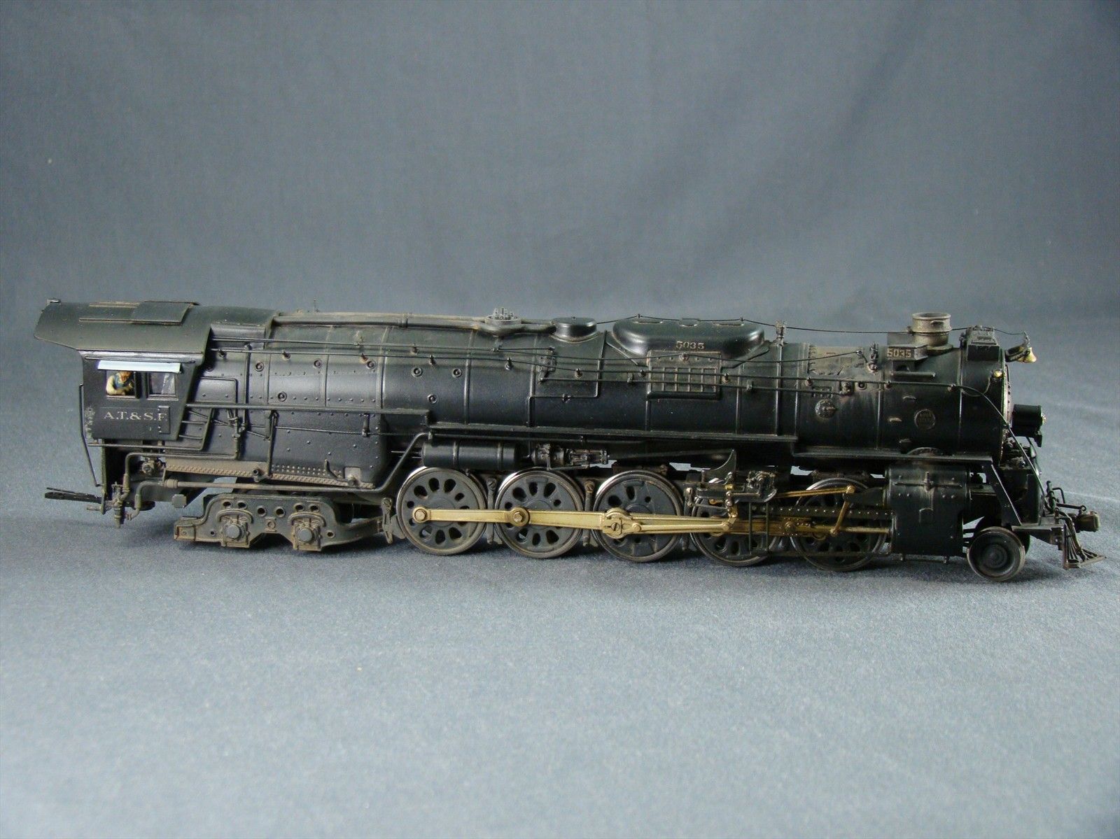 HO PFM Late Run AT&SF Santa Fe 2-10-4 #5035 - Custom Weathered