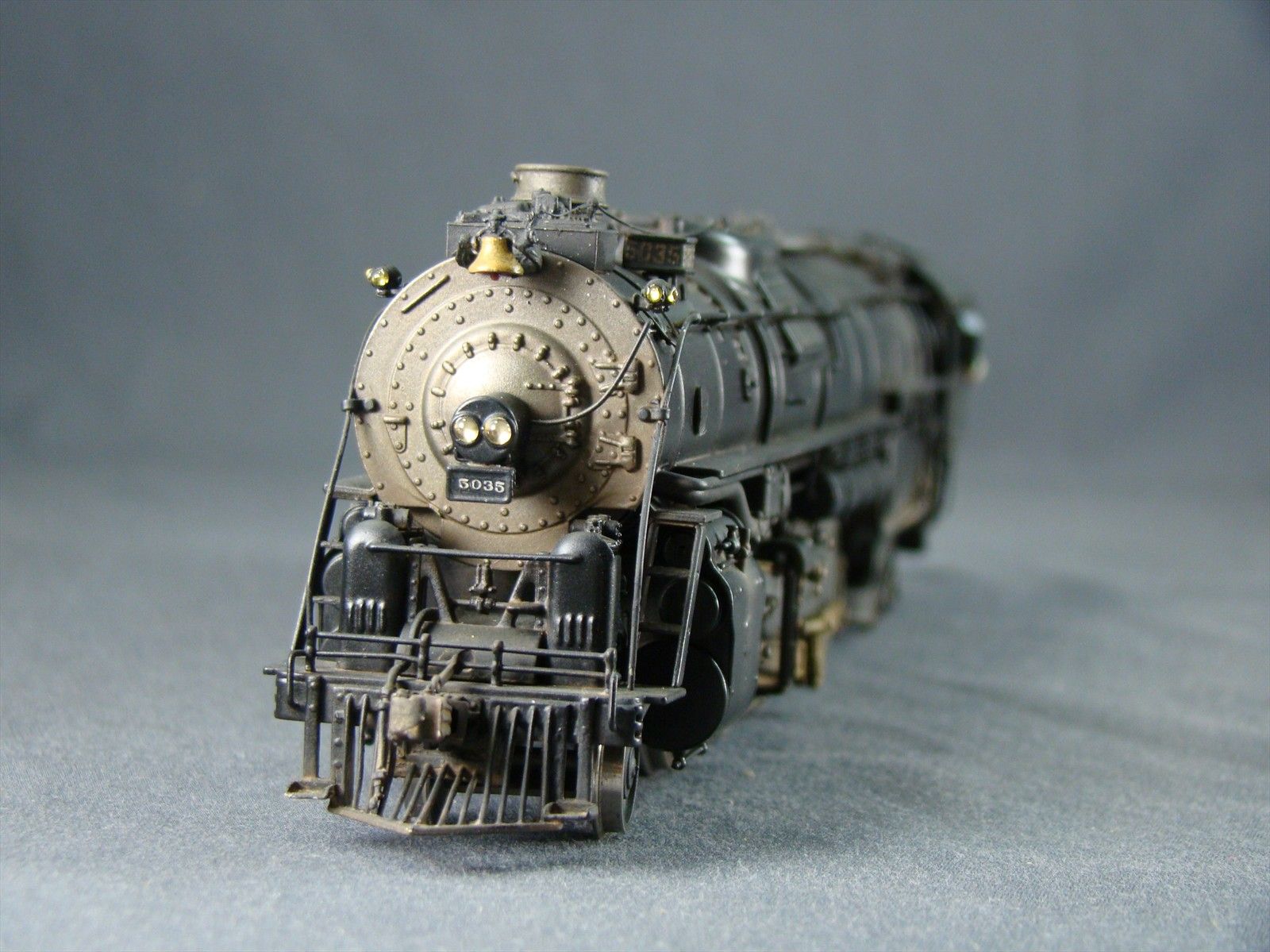 HO PFM Late Run AT&SF Santa Fe 2-10-4 #5035 - Custom Weathered