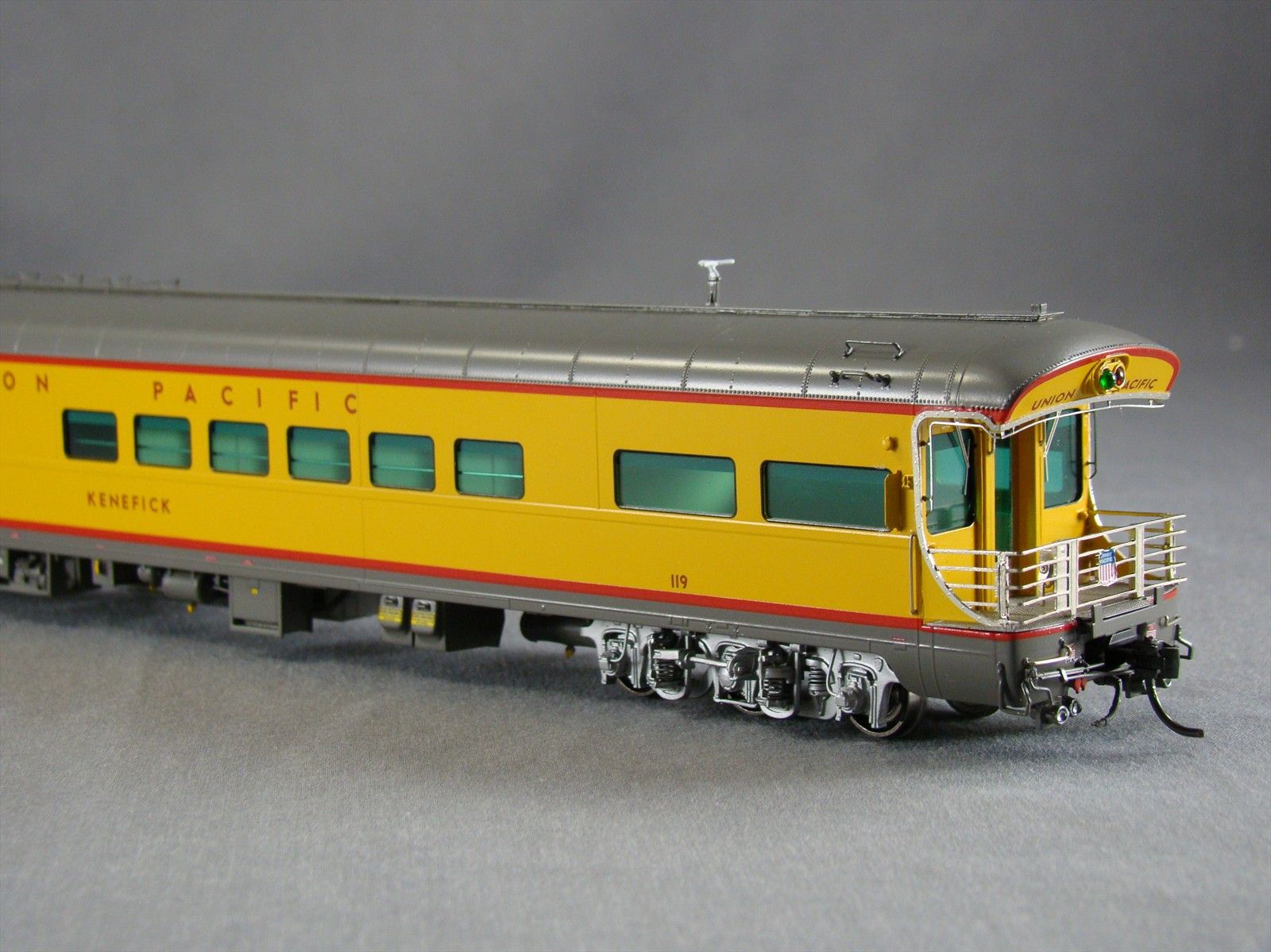 HO OMI 3419.1 UP Union Pacific Business Car - Kenefick #119 - Lights