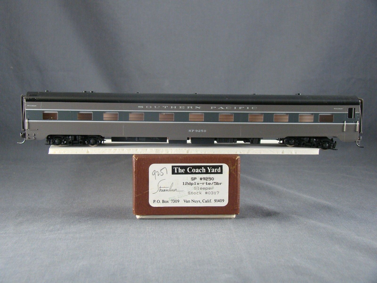 HO TCY 0317 Coach Yard SP Southern Pacific 12-5 Sleeper #9250 - CUSTOM