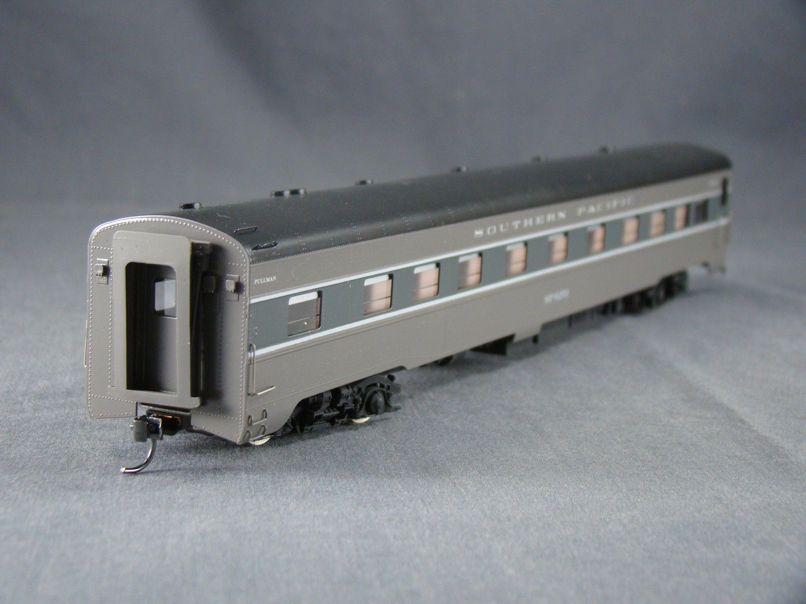 HO TCY 0317 Coach Yard SP Southern Pacific 12-5 Sleeper #9250 - CUSTOM