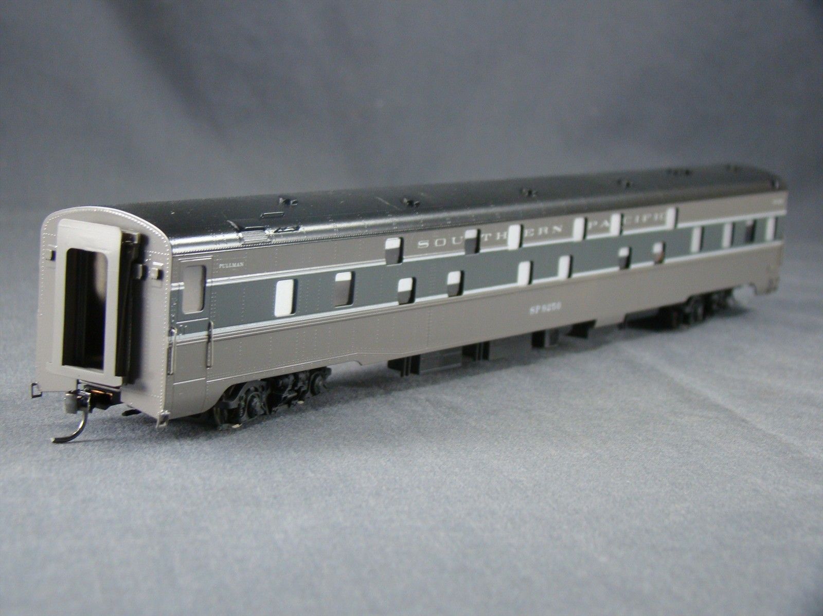 HO TCY 0317 Coach Yard SP Southern Pacific 12-5 Sleeper #9250 - CUSTOM