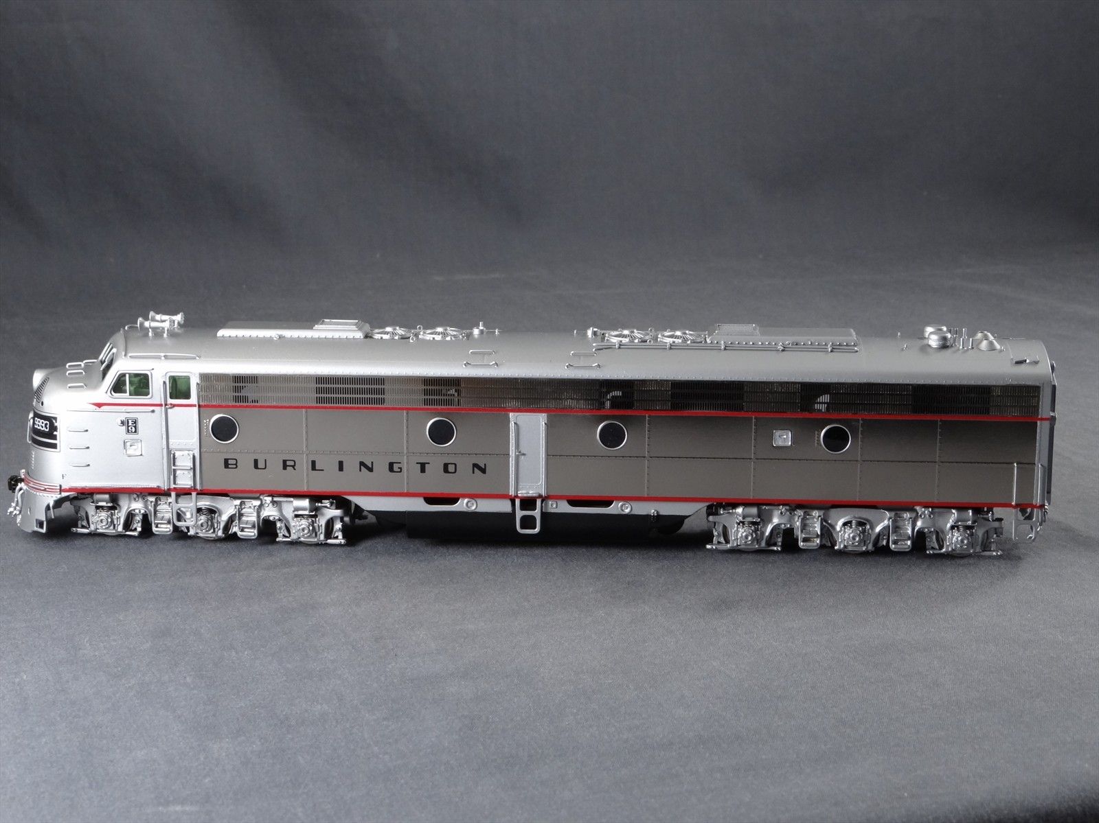 HO CIL 2120.1 Challenger CB&Q Burlington E9A Diesel #9993