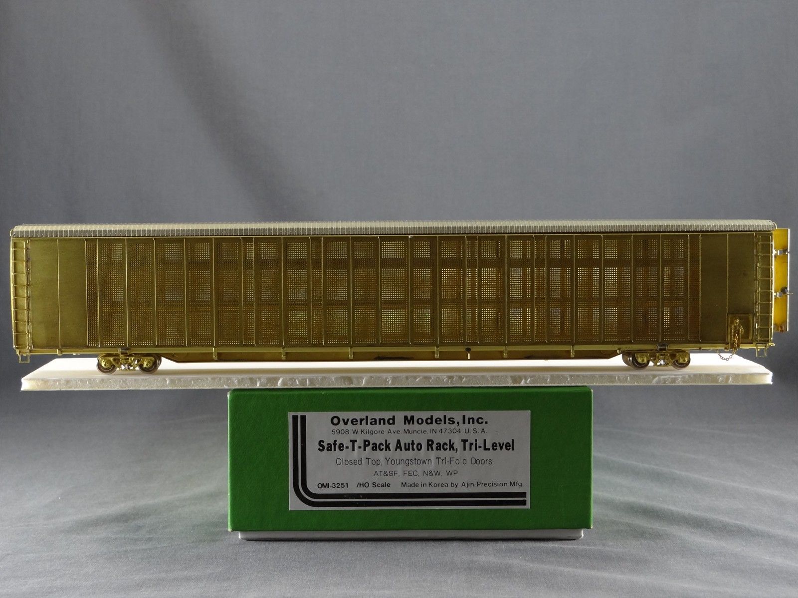HO OMI 3251 Overland Safe-T-Pack Tri-Level Auto Rack - ATSF / FEC / N&W ...